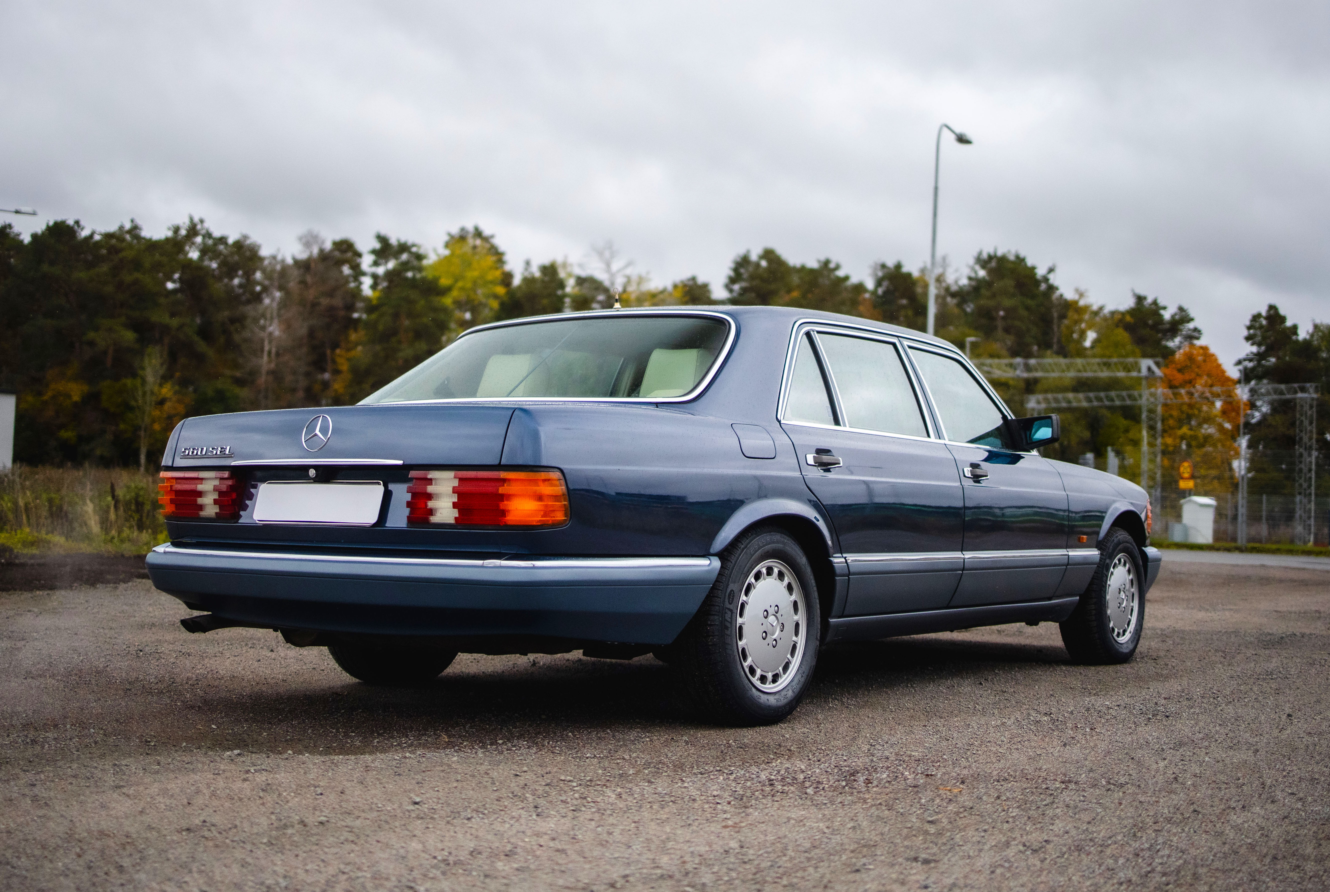 1990 MERCEDES-BENZ (W126) 560 SEL for sale in Uppsala, Sweden