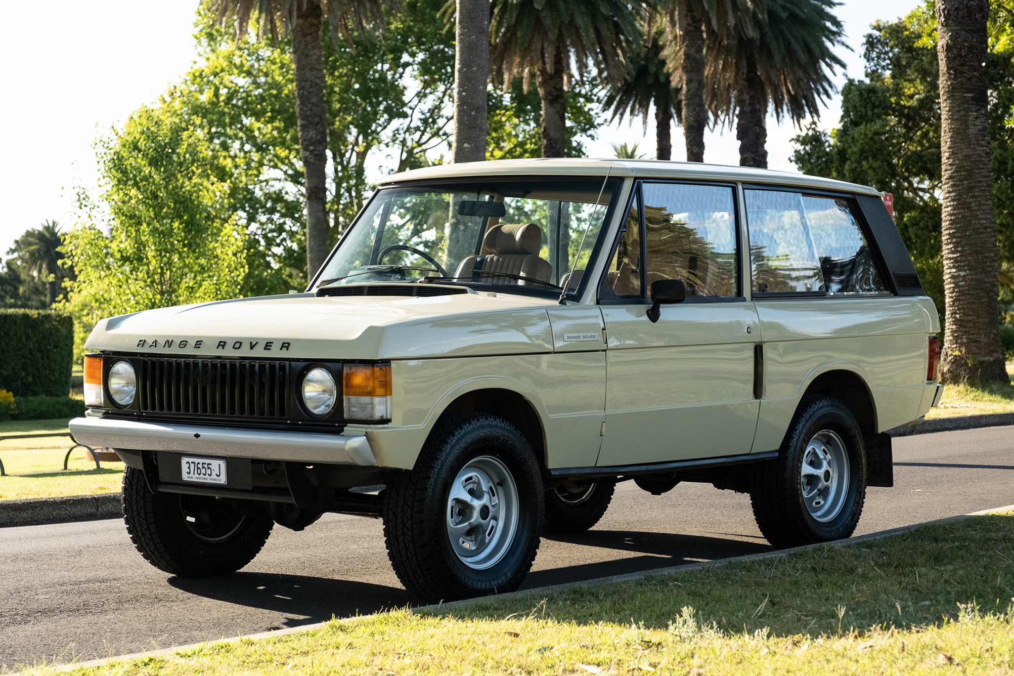 Range rover classic 2 door for sale store