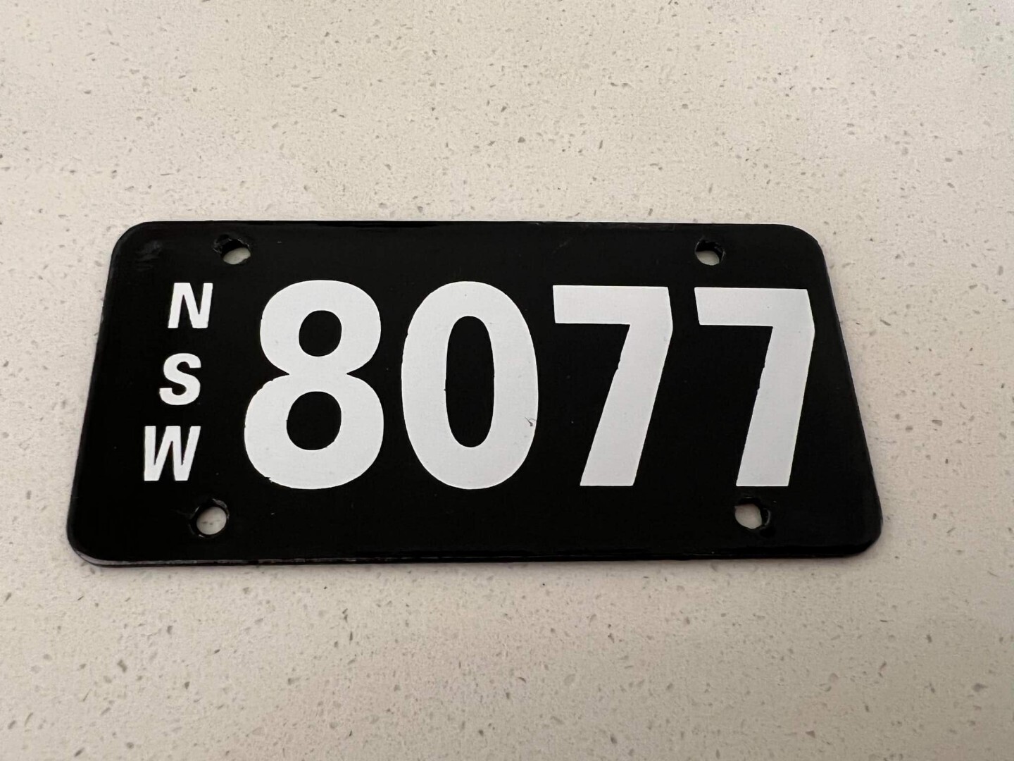'8077' - NEW SOUTH WALES HERITAGE NUMBER PLATE for sale by auction in ...