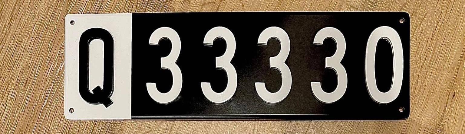 'Q33330' - QUEENSLAND HERITAGE NUMBER PLATE for sale by auction in QLD ...