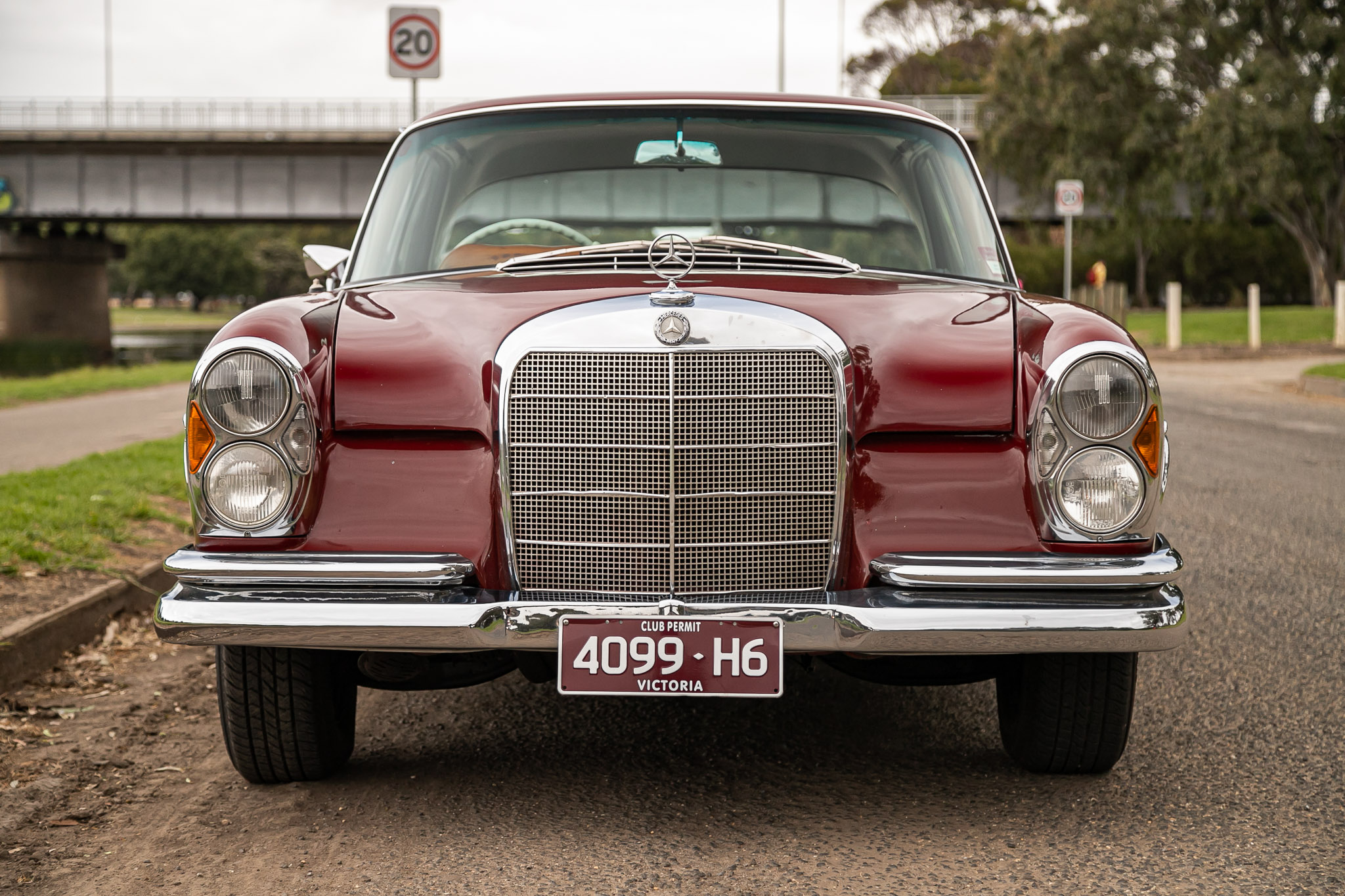 1967 MERCEDES-BENZ (W112) 300SE COUPE for sale by auction in Jan Juc ...