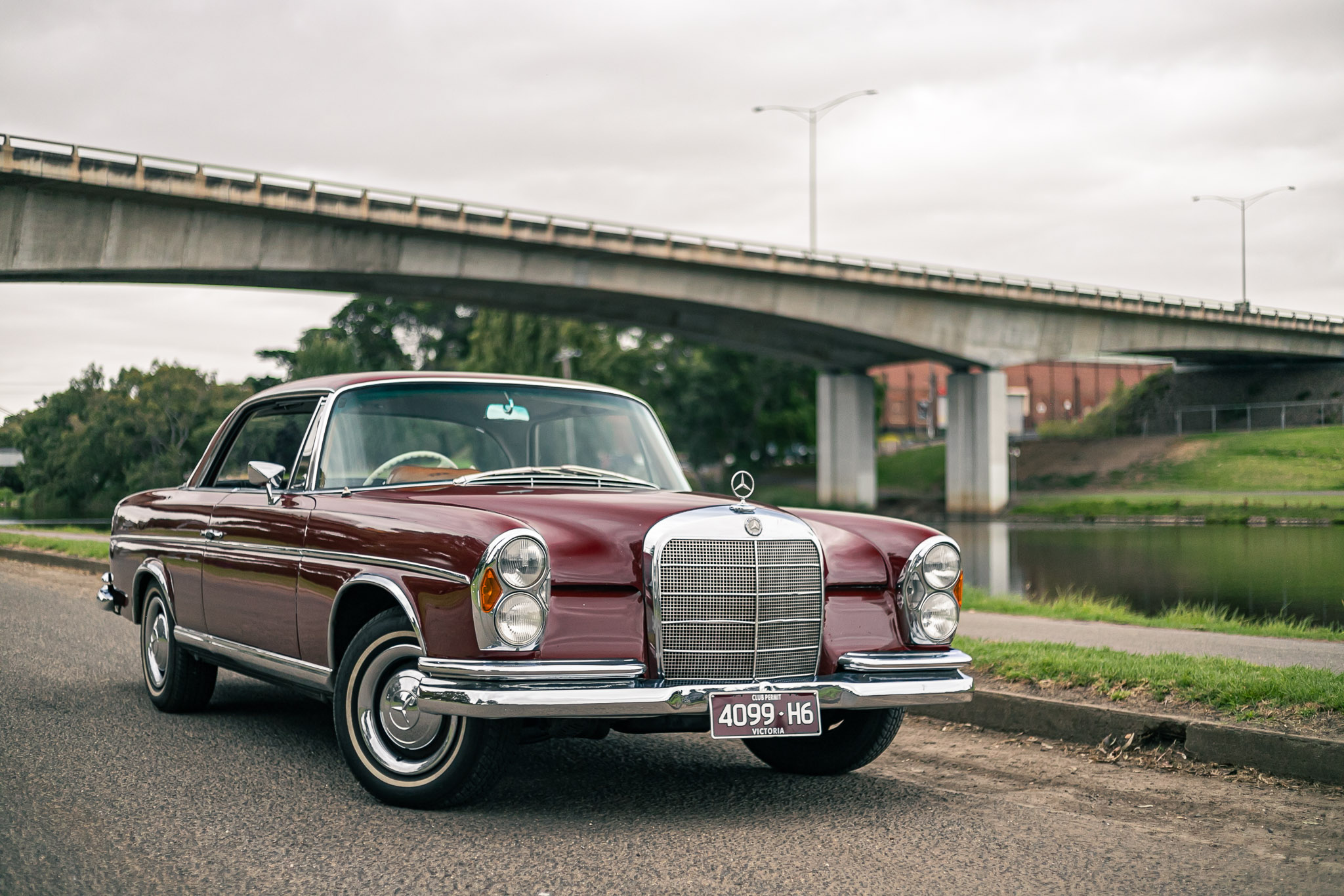 1967 MERCEDES-BENZ (W112) 300SE COUPE for sale by auction in Jan Juc ...