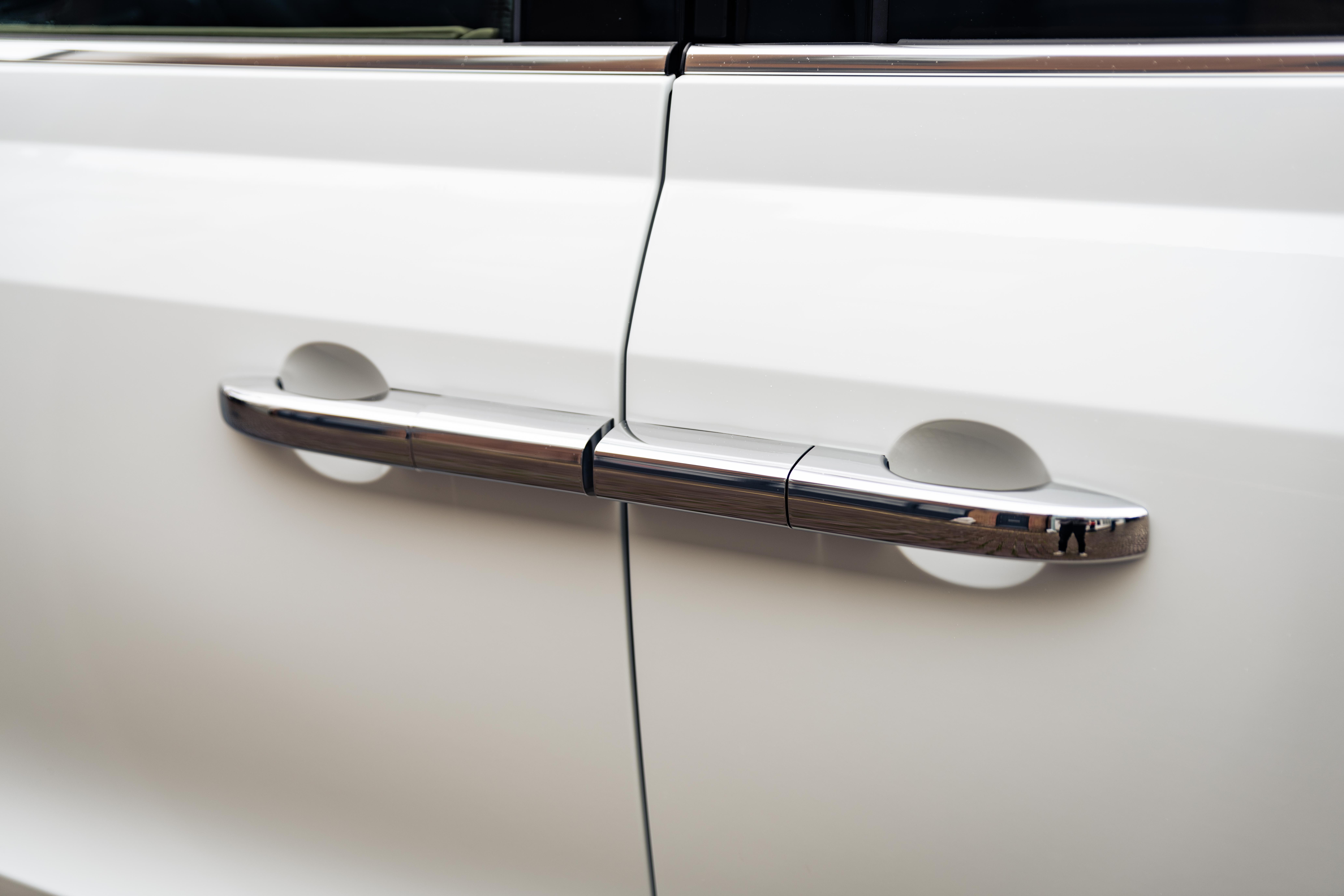 2022 LEVC TX SUTTON VIP CLASS - 190 MILES - VAT Q for sale by auction ...