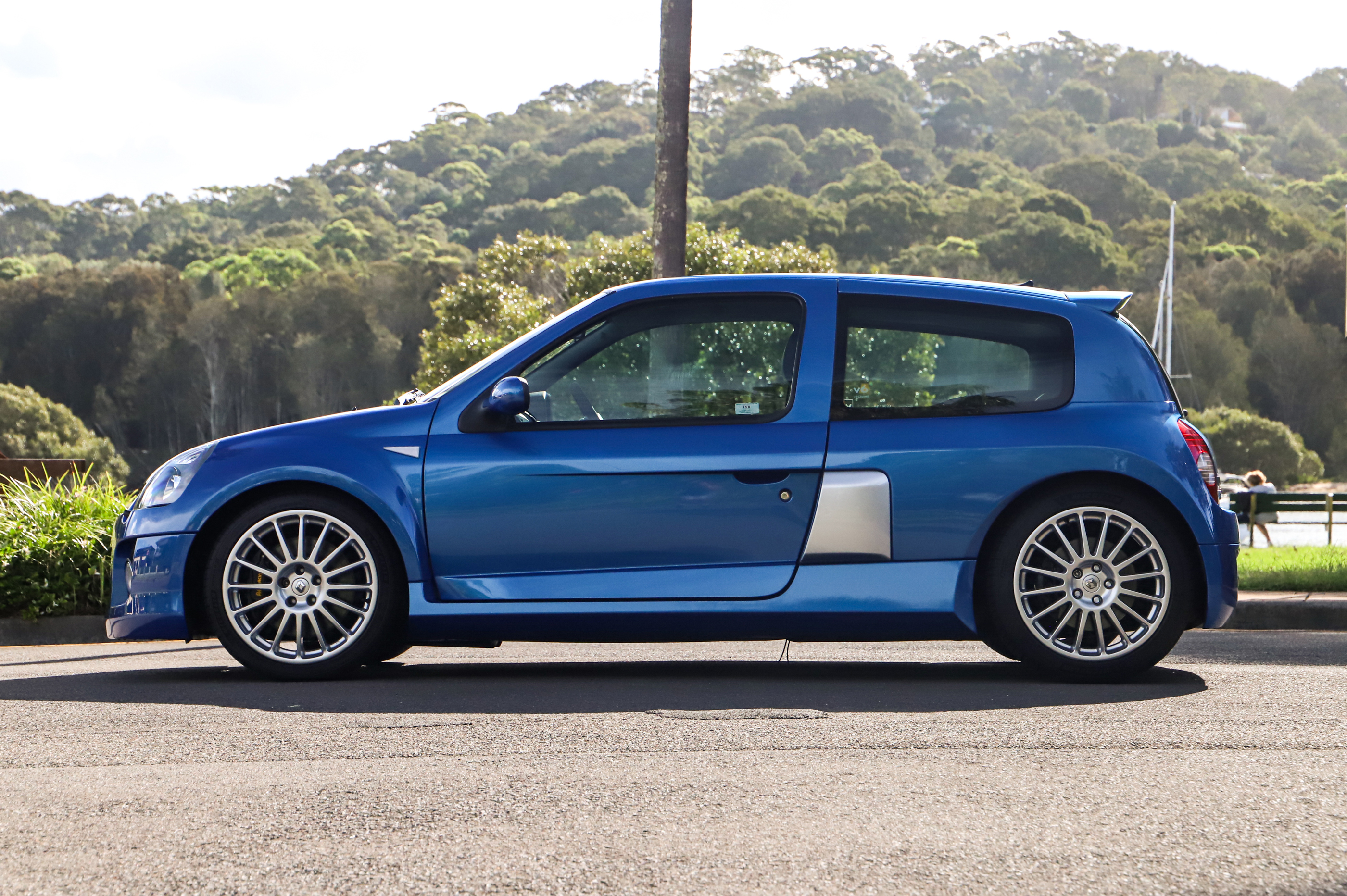 2004 RENAULT CLIO V6 PHASE 2 for sale by auction in Sydney, NSW, Australia
