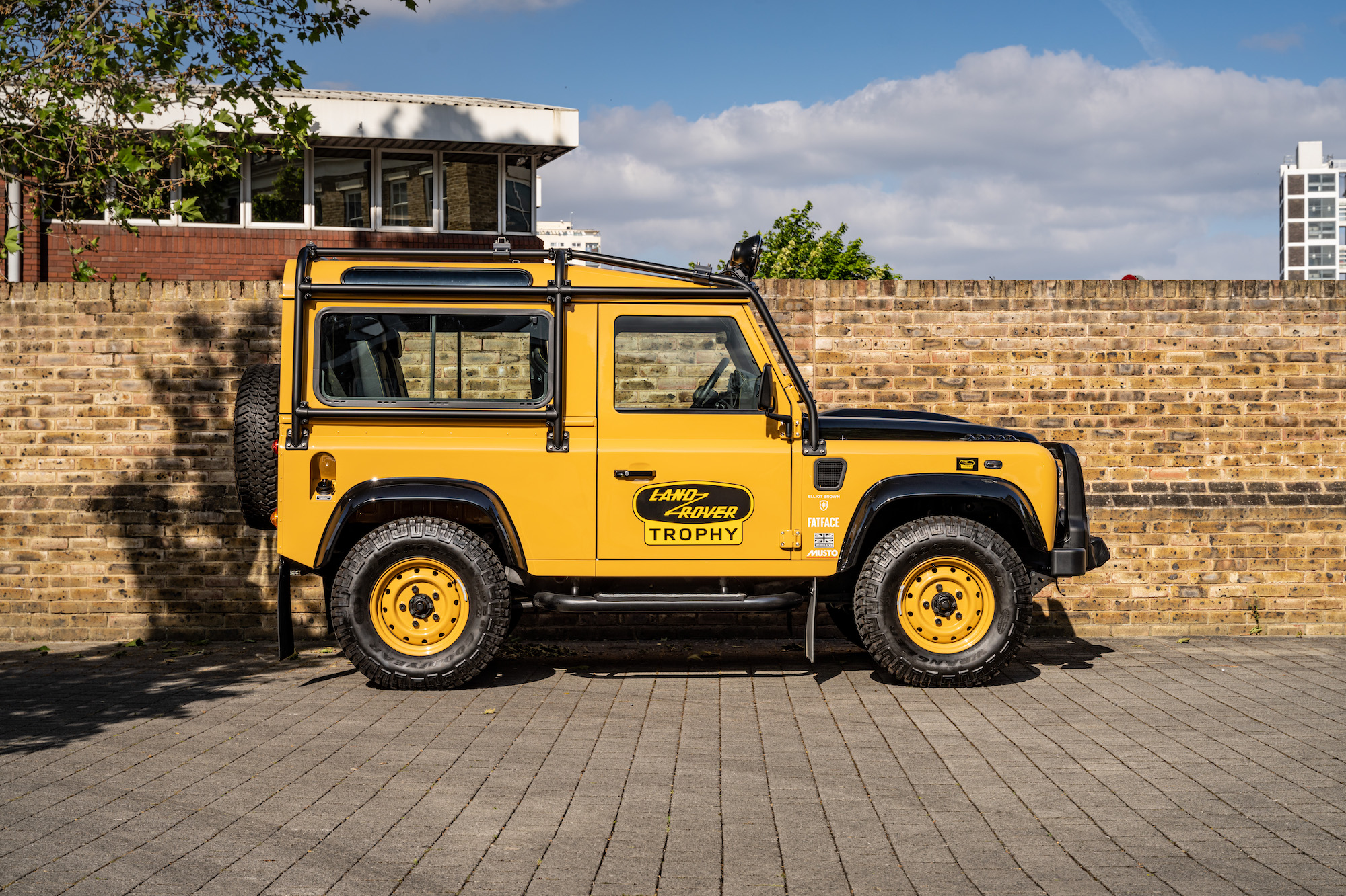 2014 Land Rover Defender 90 Works V8 Trophy - 1 OF 25 - 780 Miles for ...