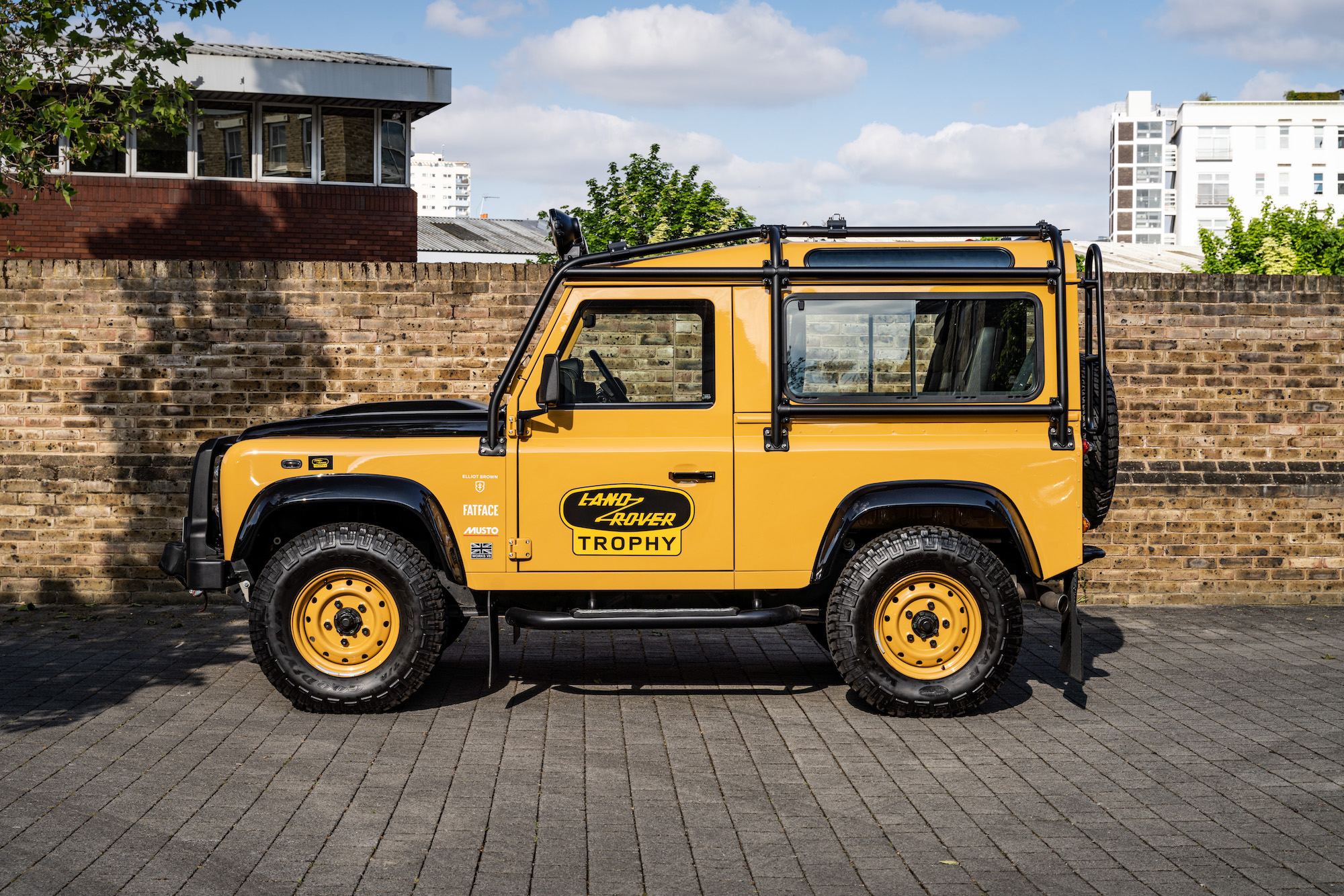 2014 Land Rover Defender 90 Works V8 Trophy - 1 OF 25 - 780 Miles for ...