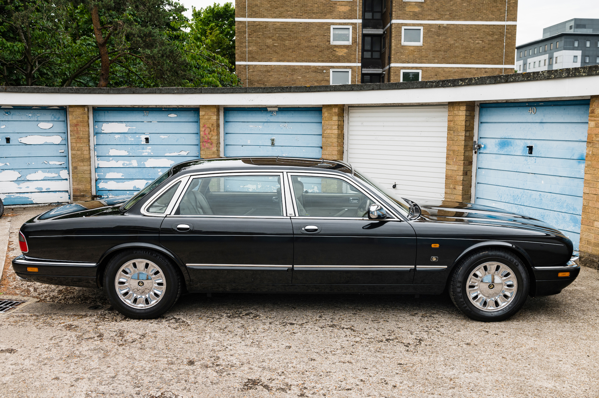 1996 DAIMLER CENTURY - 30,297 MILES for sale by auction in Stevenage ...