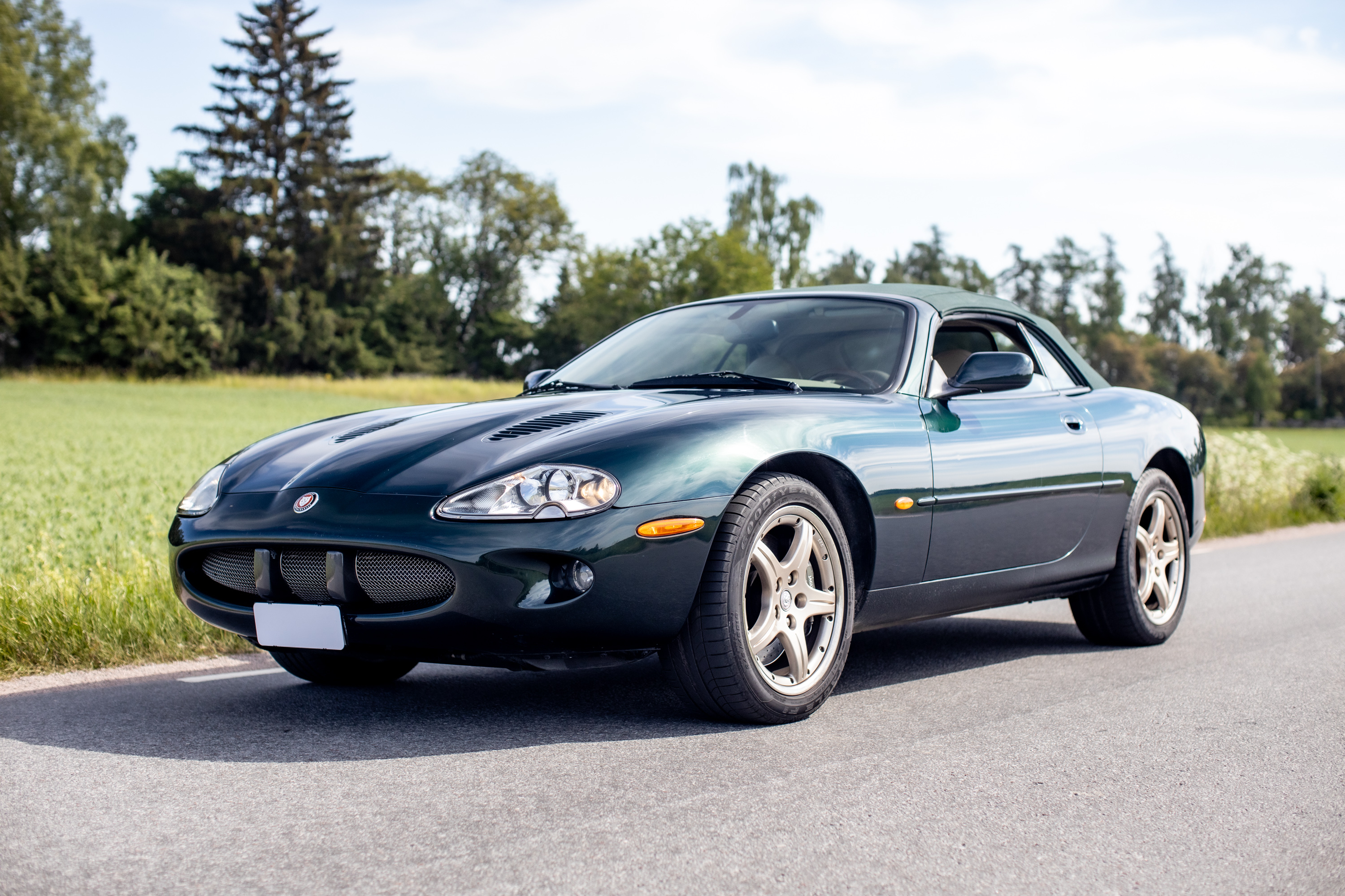 2000 Jaguar XKR 4.0 Cabriolet - 59,328 KM for sale in Uppsala, Sweden