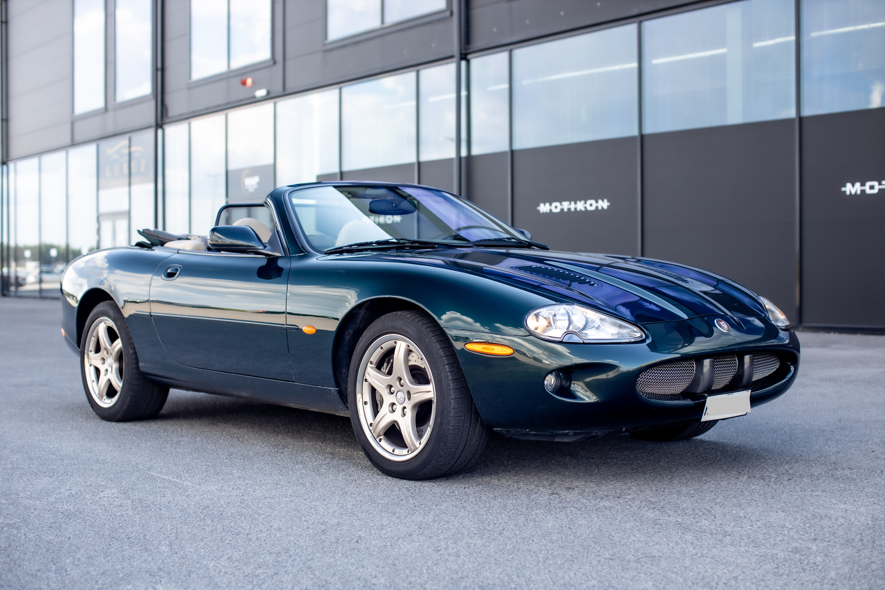 2000 Jaguar XKR 4.0 Cabriolet - 59,328 KM for sale in Uppsala, Sweden