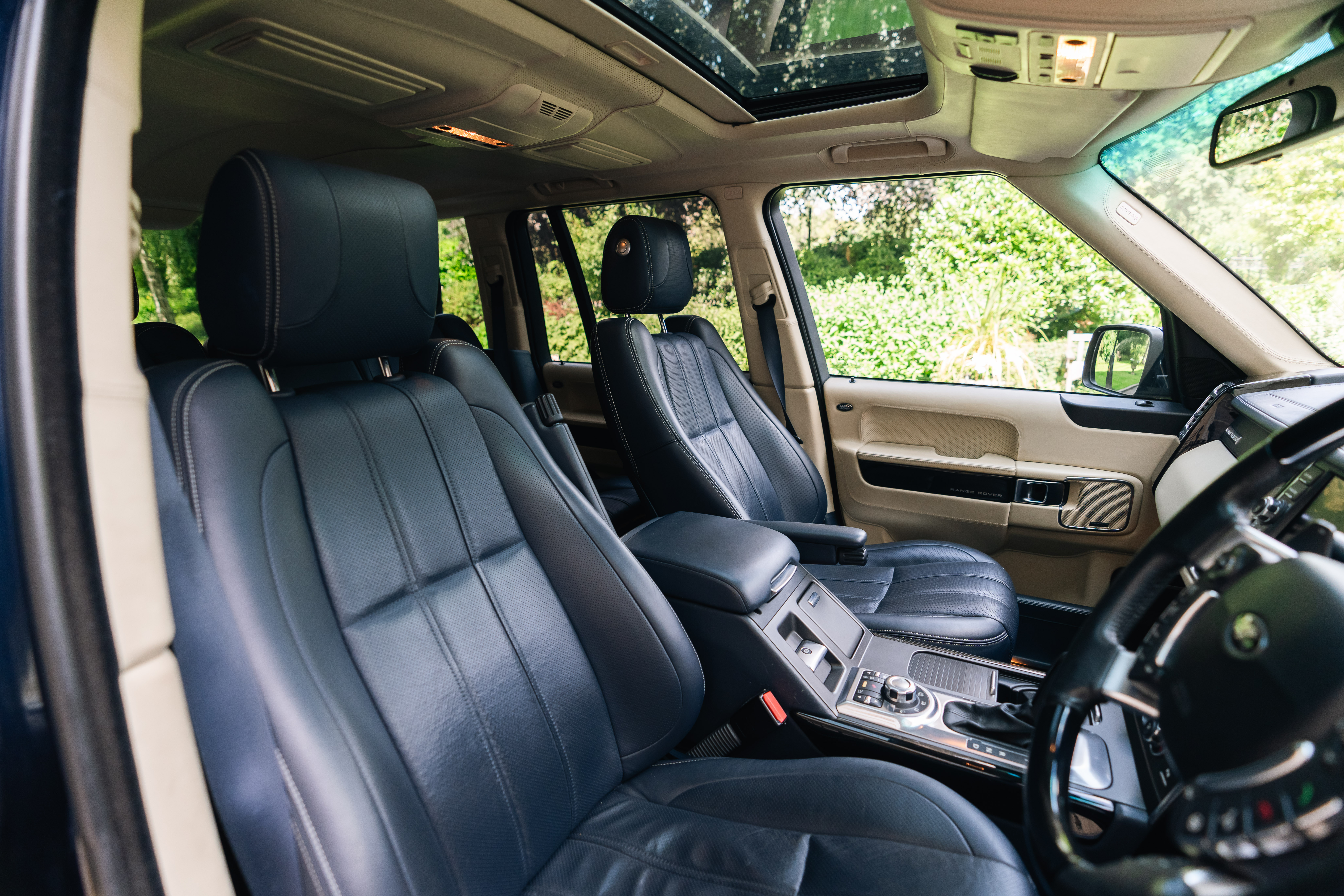 Interior Del Range Rover 2011