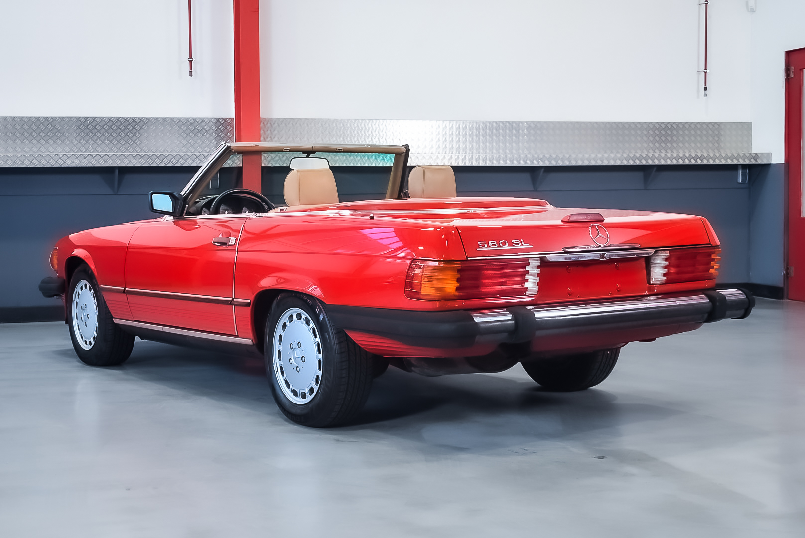 1988 MERCEDES-BENZ (R107) 560SL for sale by auction in Schiedam ...
