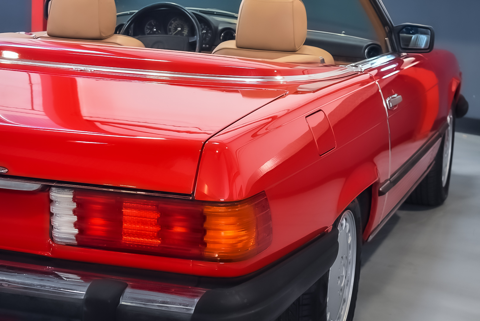 1988 MERCEDES-BENZ (R107) 560SL for sale by auction in Schiedam ...