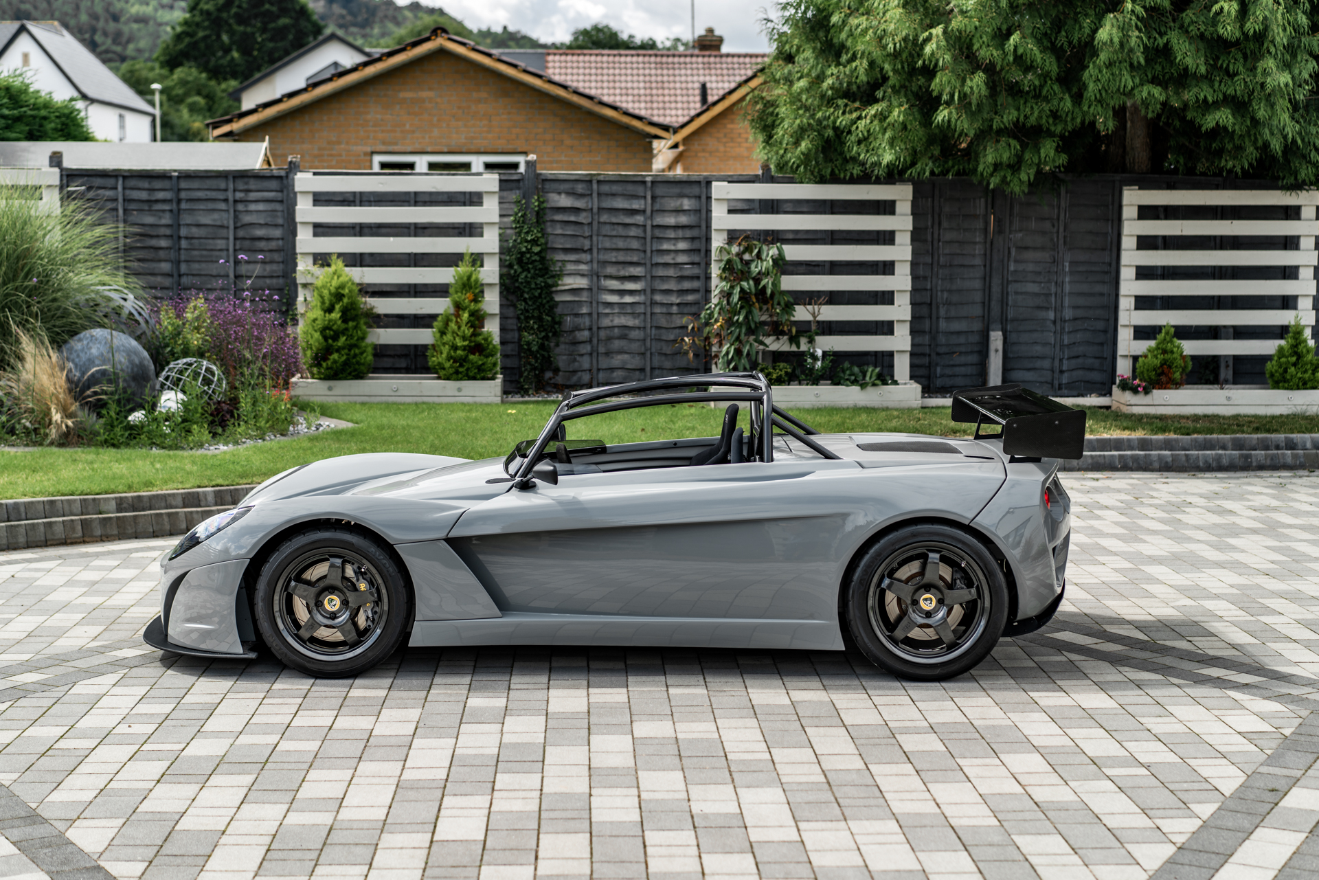 2008 Lotus 2-Eleven - 5,600 miles for sale by auction in Cheltenham ...