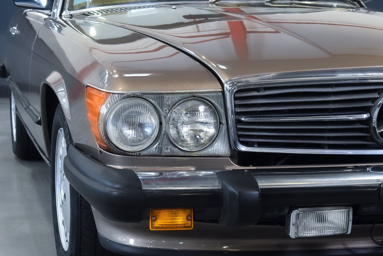 1988 MERCEDES-BENZ (R107) 560SL for sale by auction in Schiedam ...