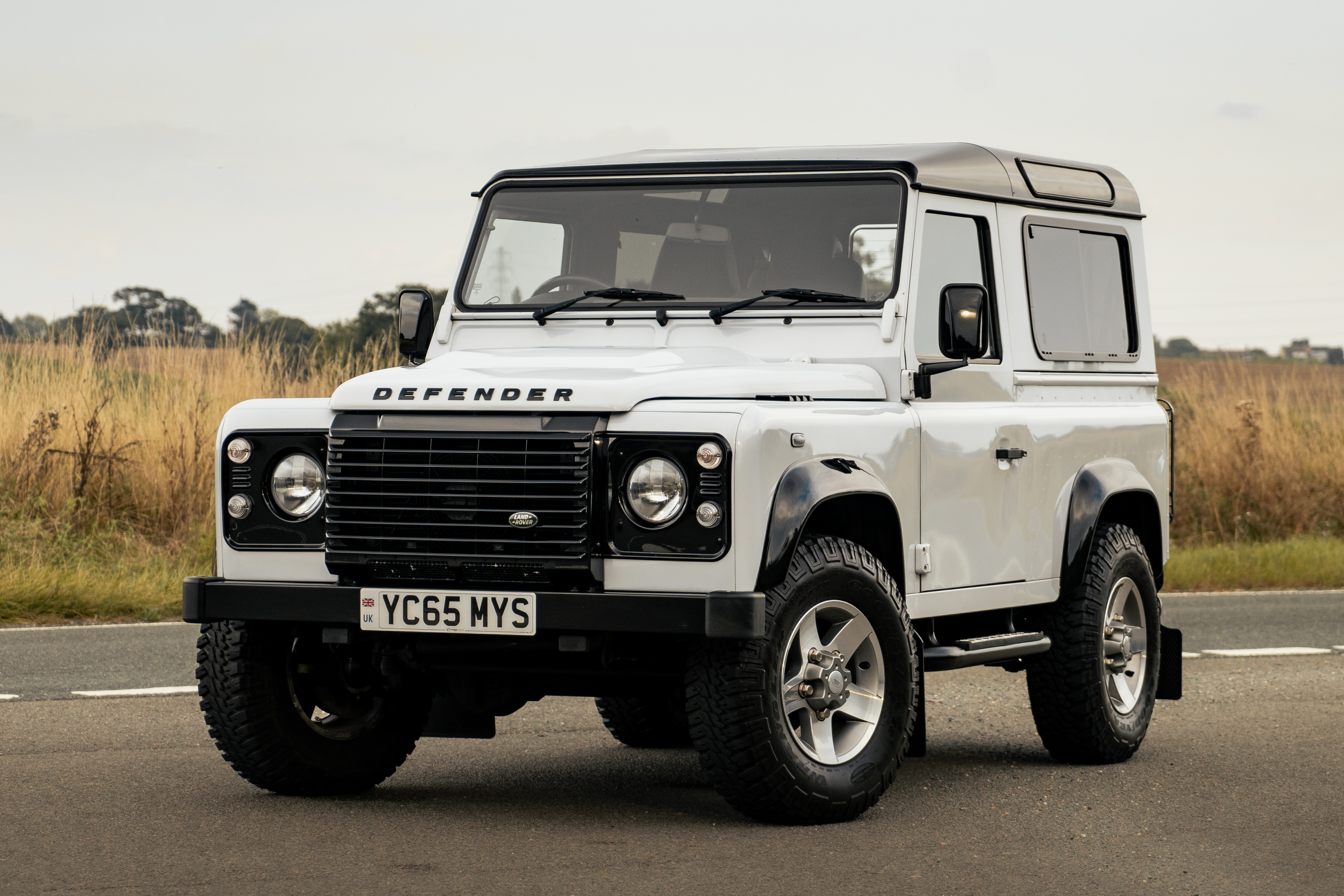 Land Rover Defender 90 Con Revestimiento De Diamante