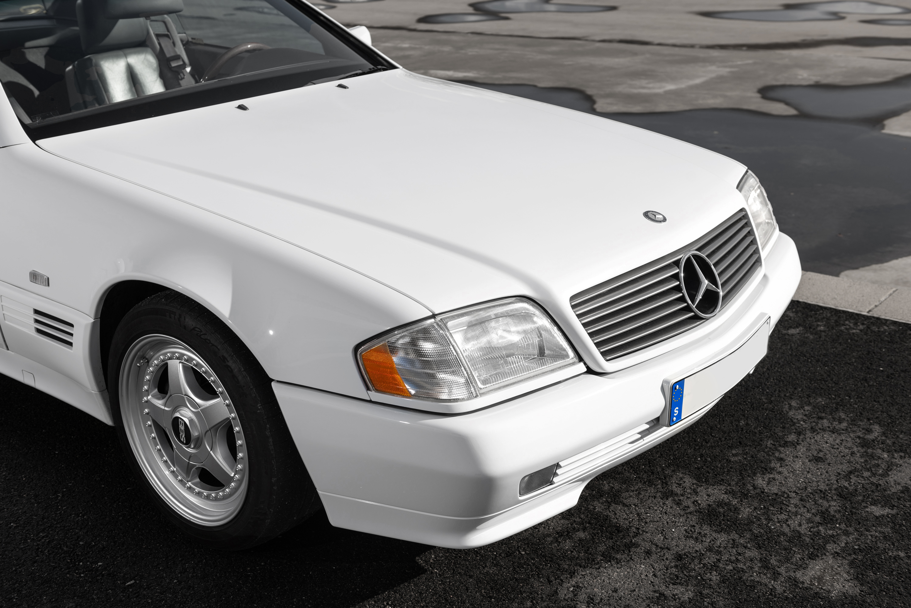 1990 Mercedes-Benz (R129) 300SL for sale by auction in Gothenburg, Sweden