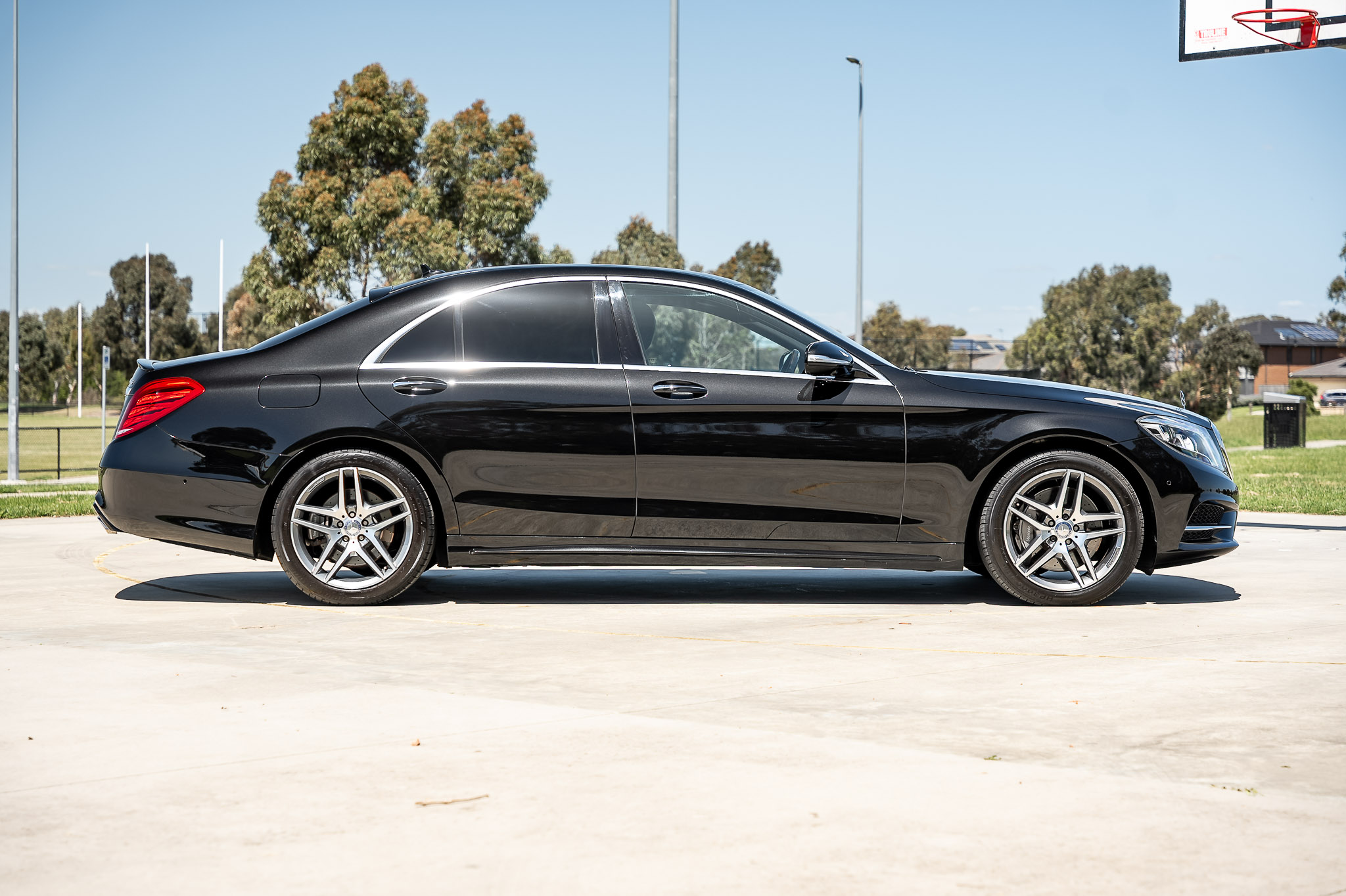 2014 Mercedes-Benz (W222) S400 H AMG Line for sale by auction in ...