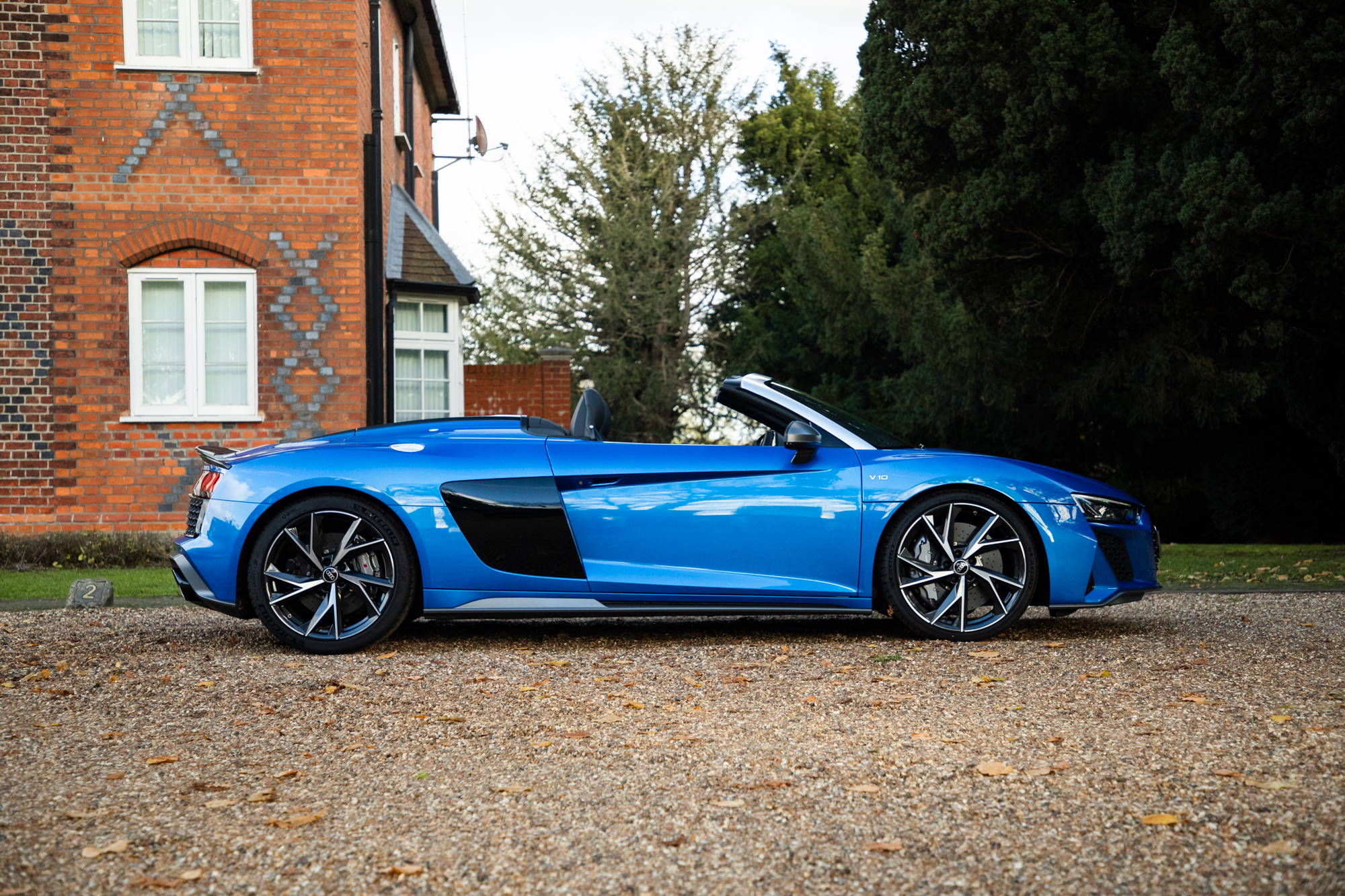 Audi R8 Azul Spyder Used 2018 Audi R8 Spyder V10 Plus For Sale (Sold)