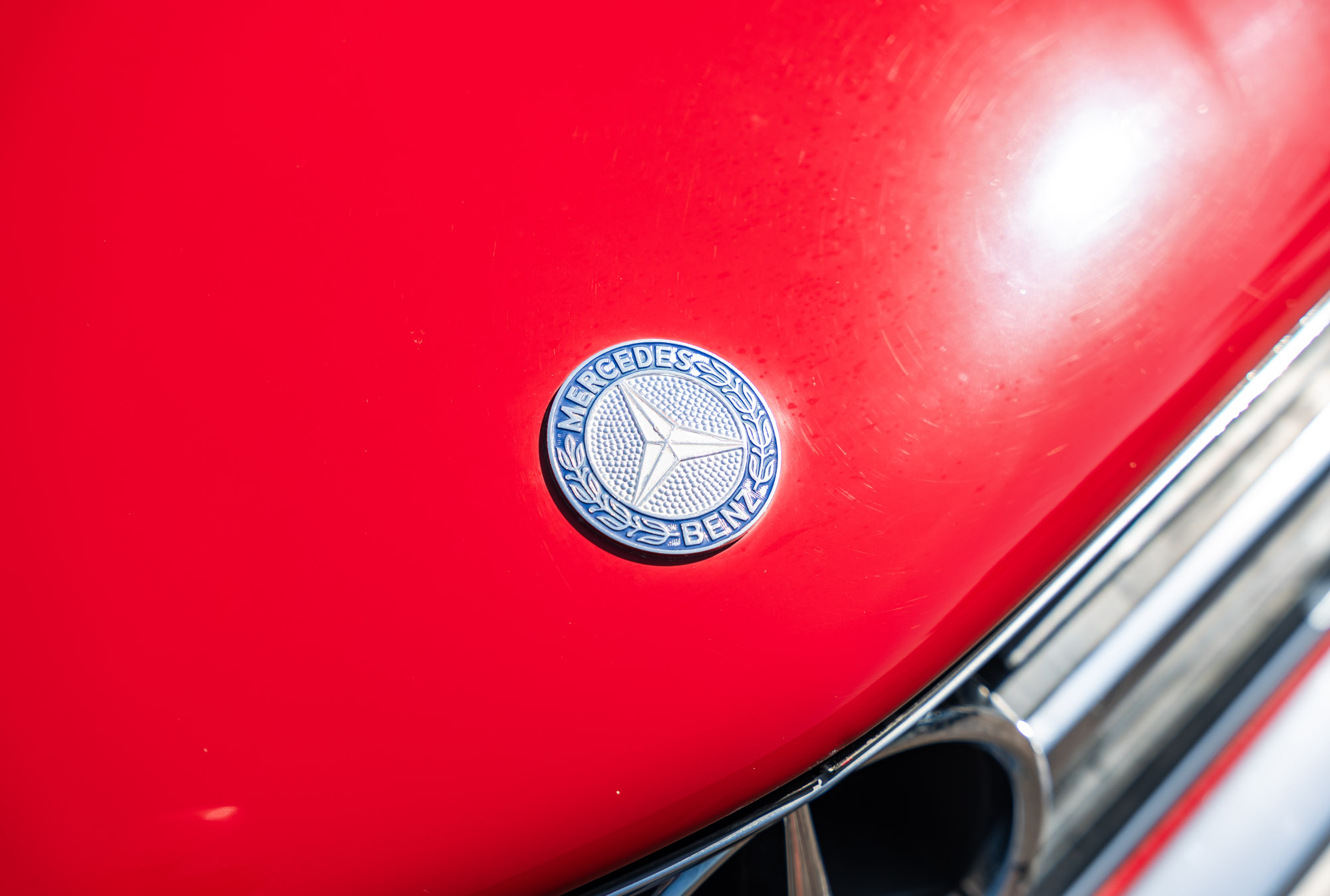 1988 Mercedes-Benz (C126) 560 SEC for sale by auction in Russell Lea ...