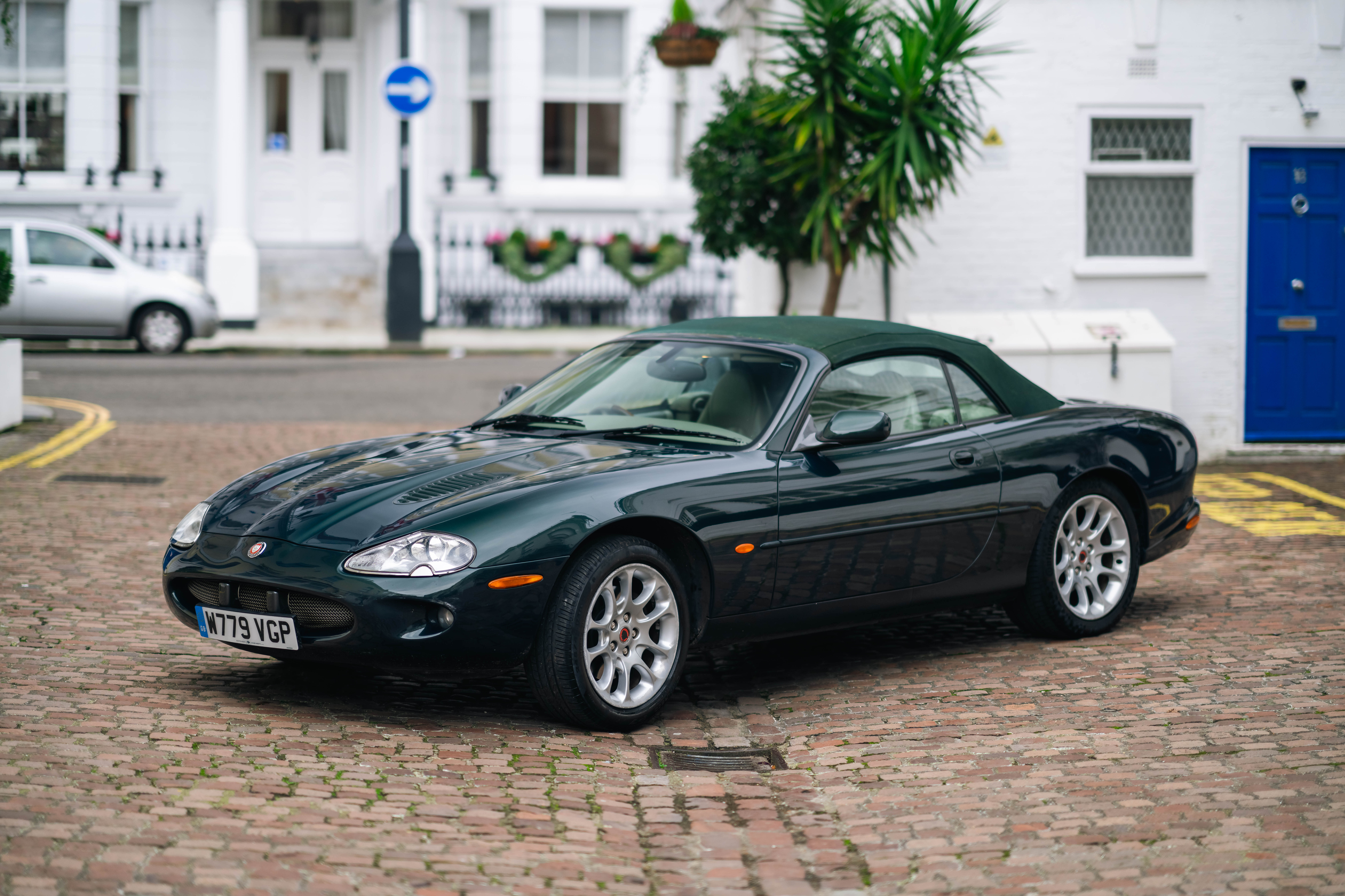 2000 Jaguar XKR 4.0 Cabriolet for sale by auction in London, United Kingdom