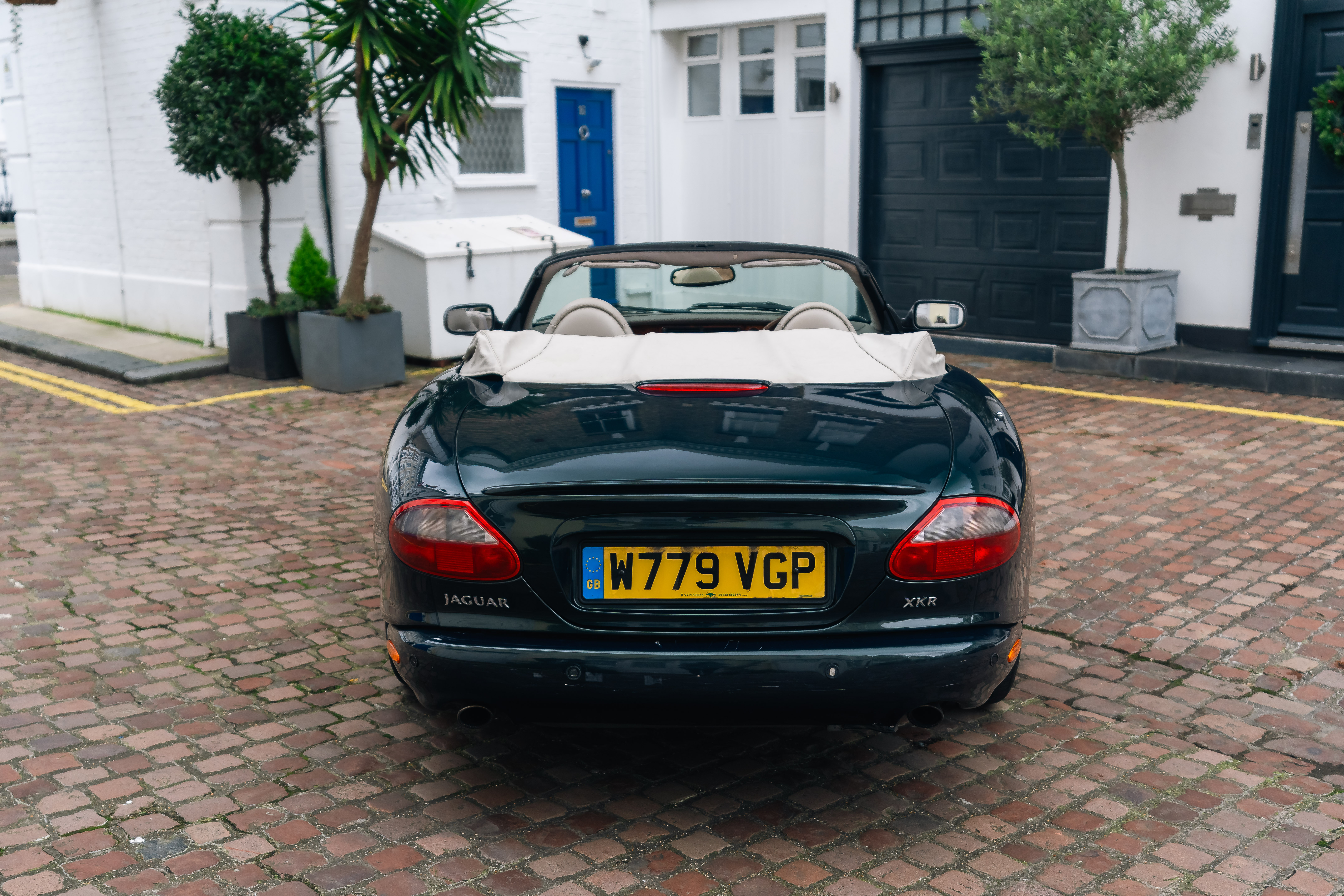 2000 Jaguar XKR 4.0 Cabriolet for sale by auction in London, United Kingdom