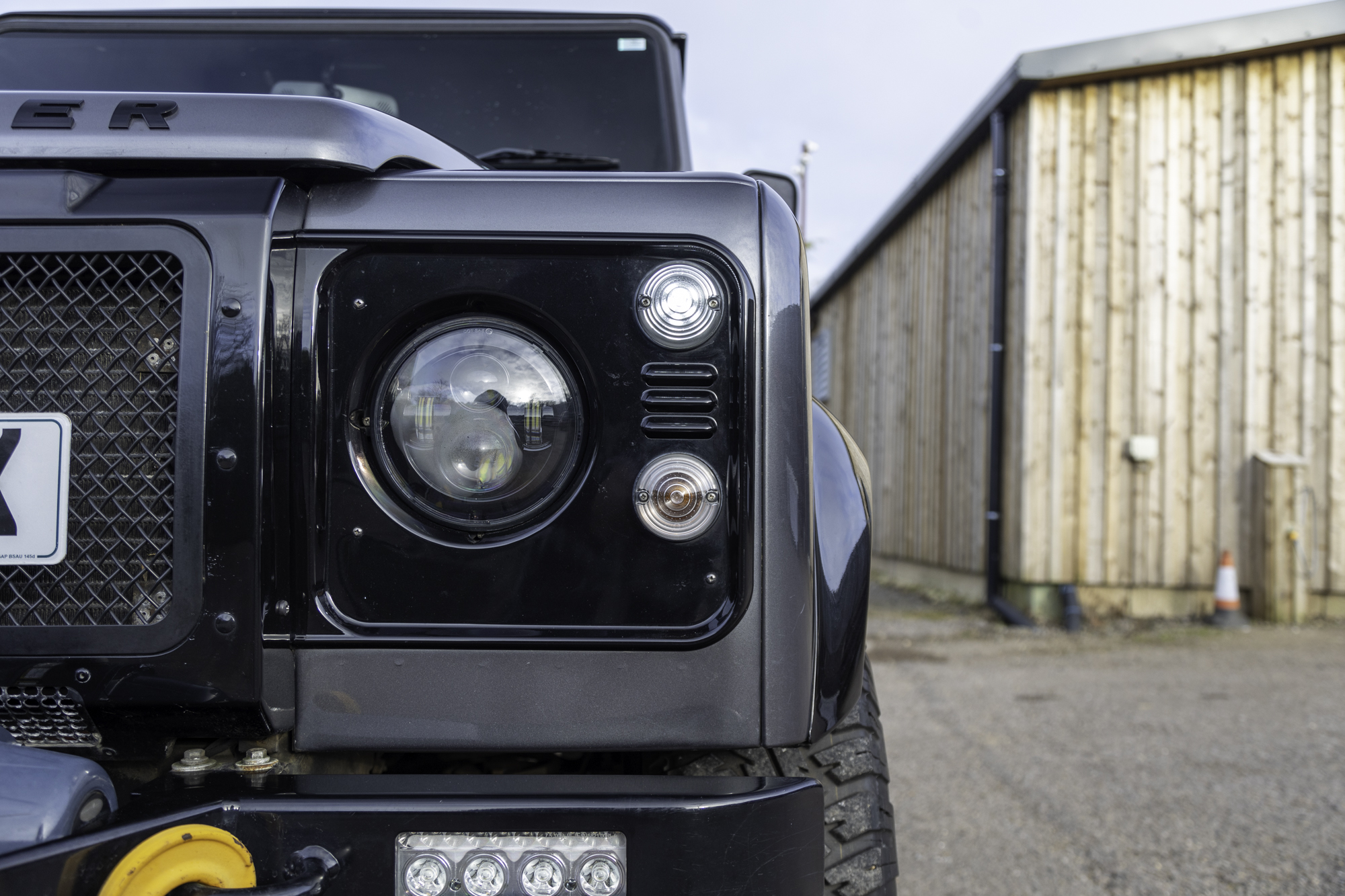 2015 Land Rover Defender 90 XS Station Wagon for sale in Winchester ...