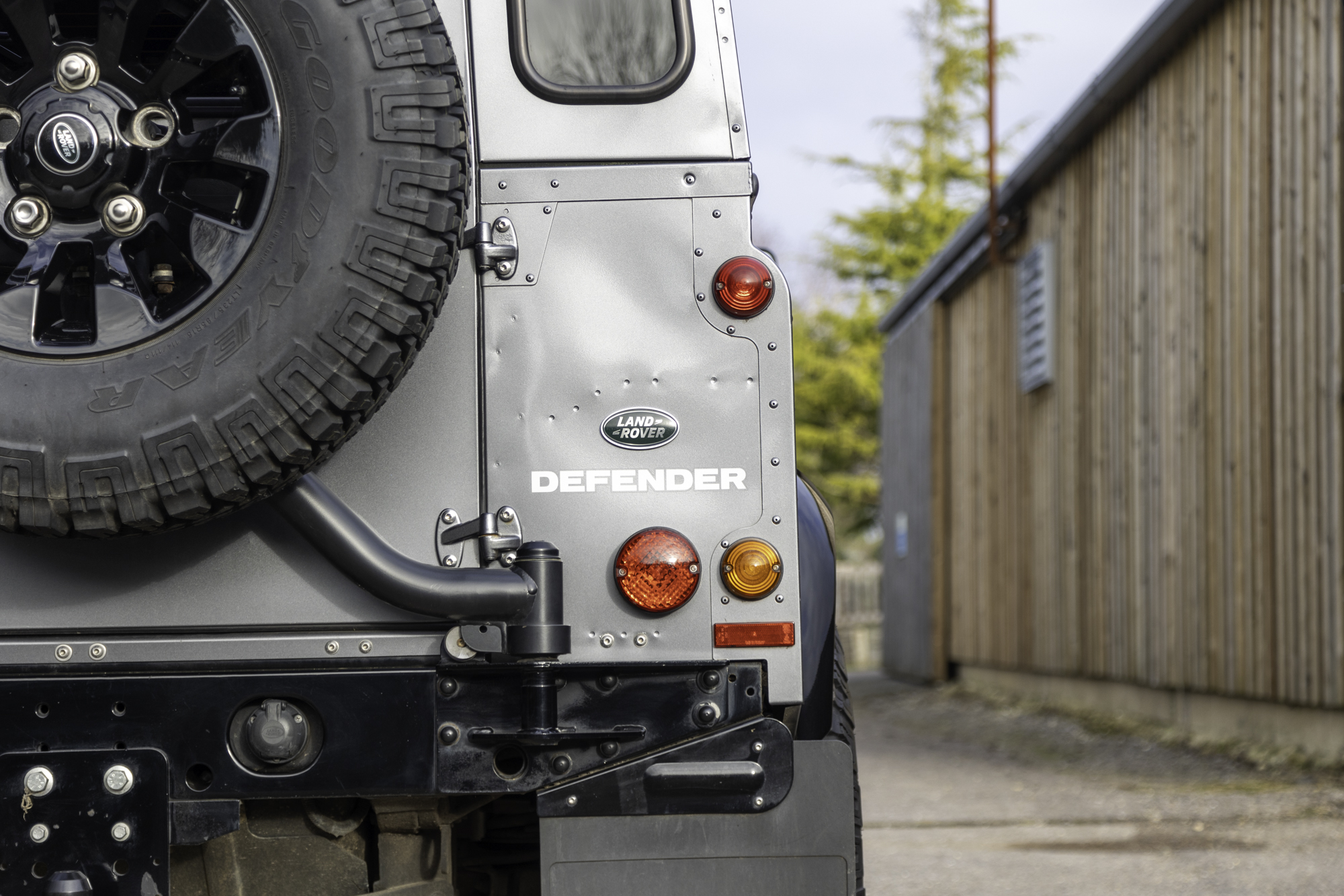 2015 Land Rover Defender 90 XS Station Wagon for sale in Winchester ...