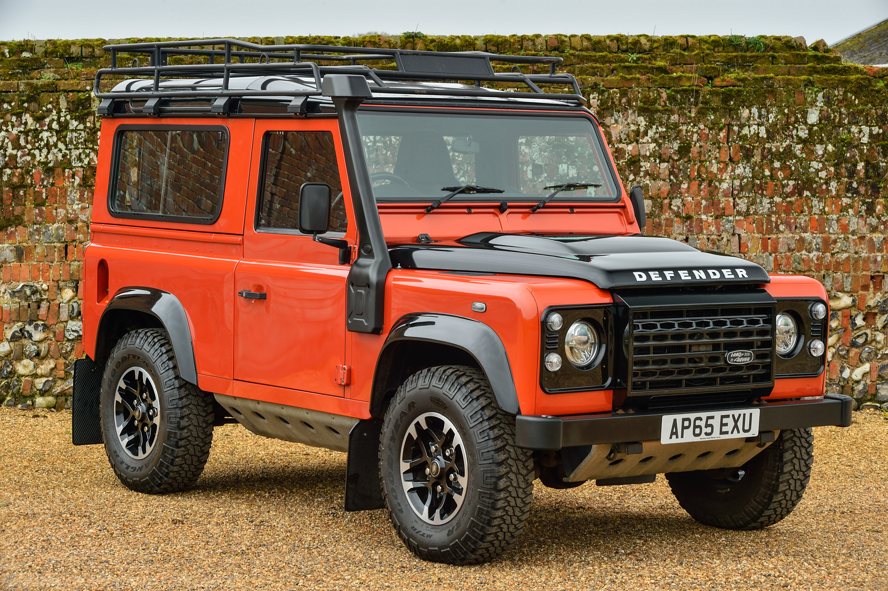 2016 Land Rover Defender 90 Adventure for sale by auction in Norwich ...