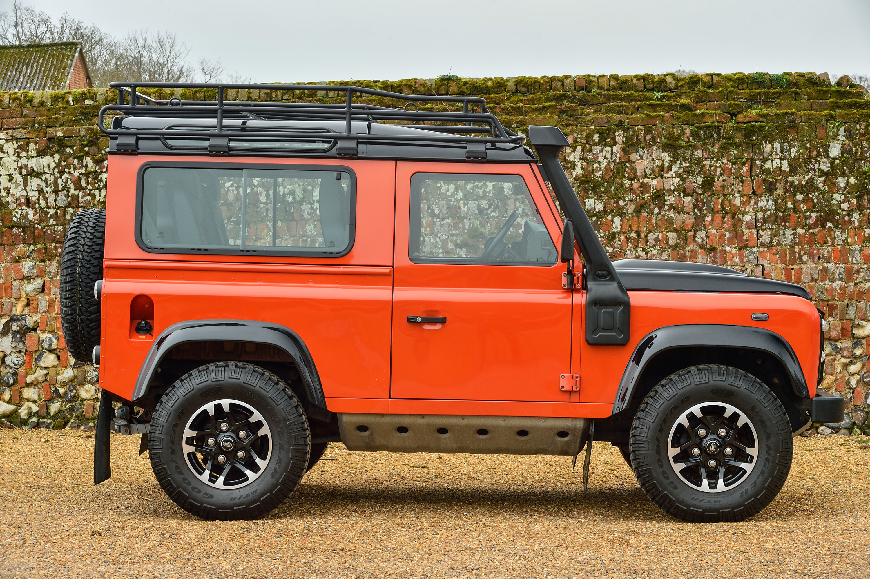 2016 Land Rover Defender 90 Adventure for sale by auction in Norwich ...