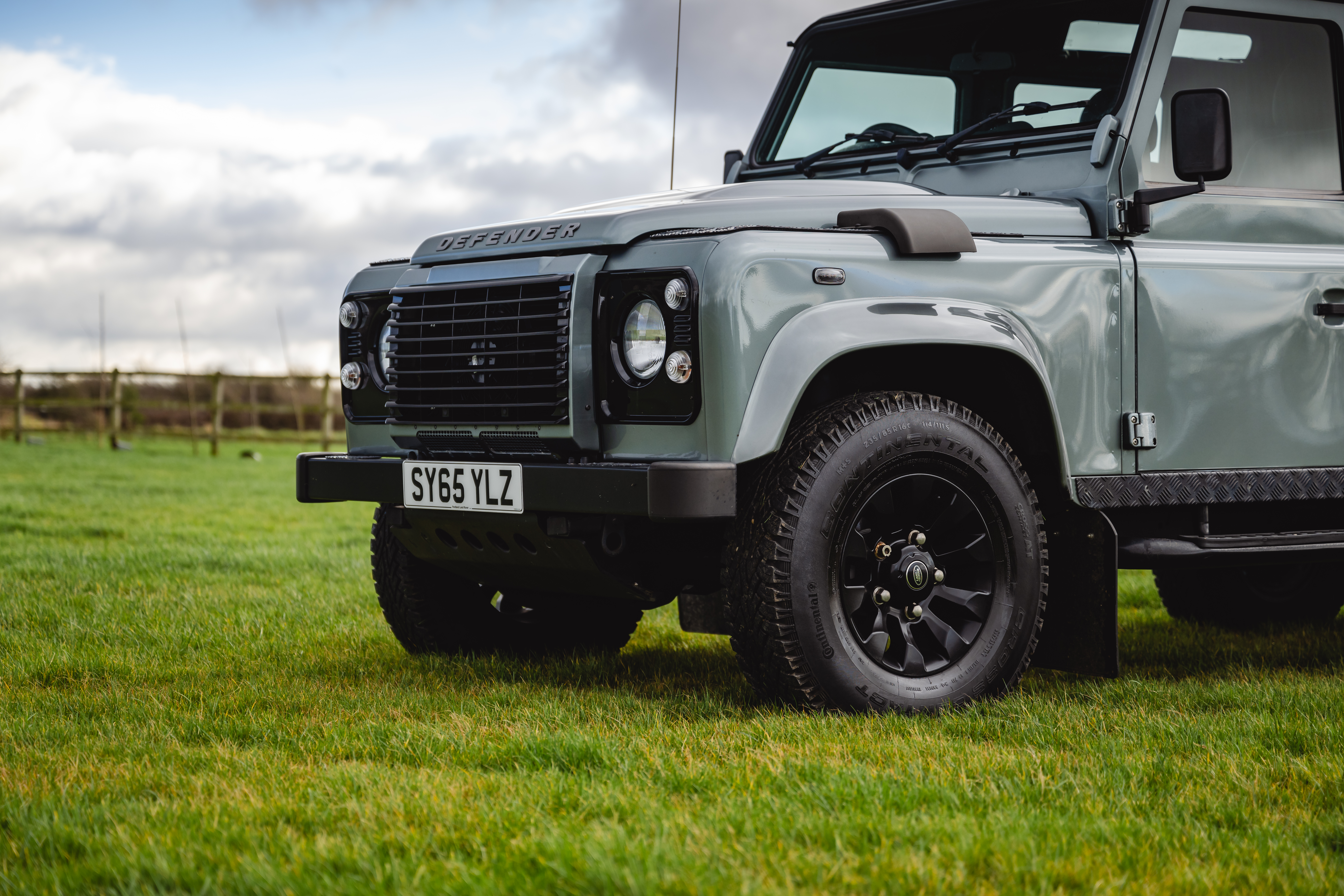 2016 Land Rover Defender 110 XS Utility - 33,000 Miles - VAT Q for sale ...