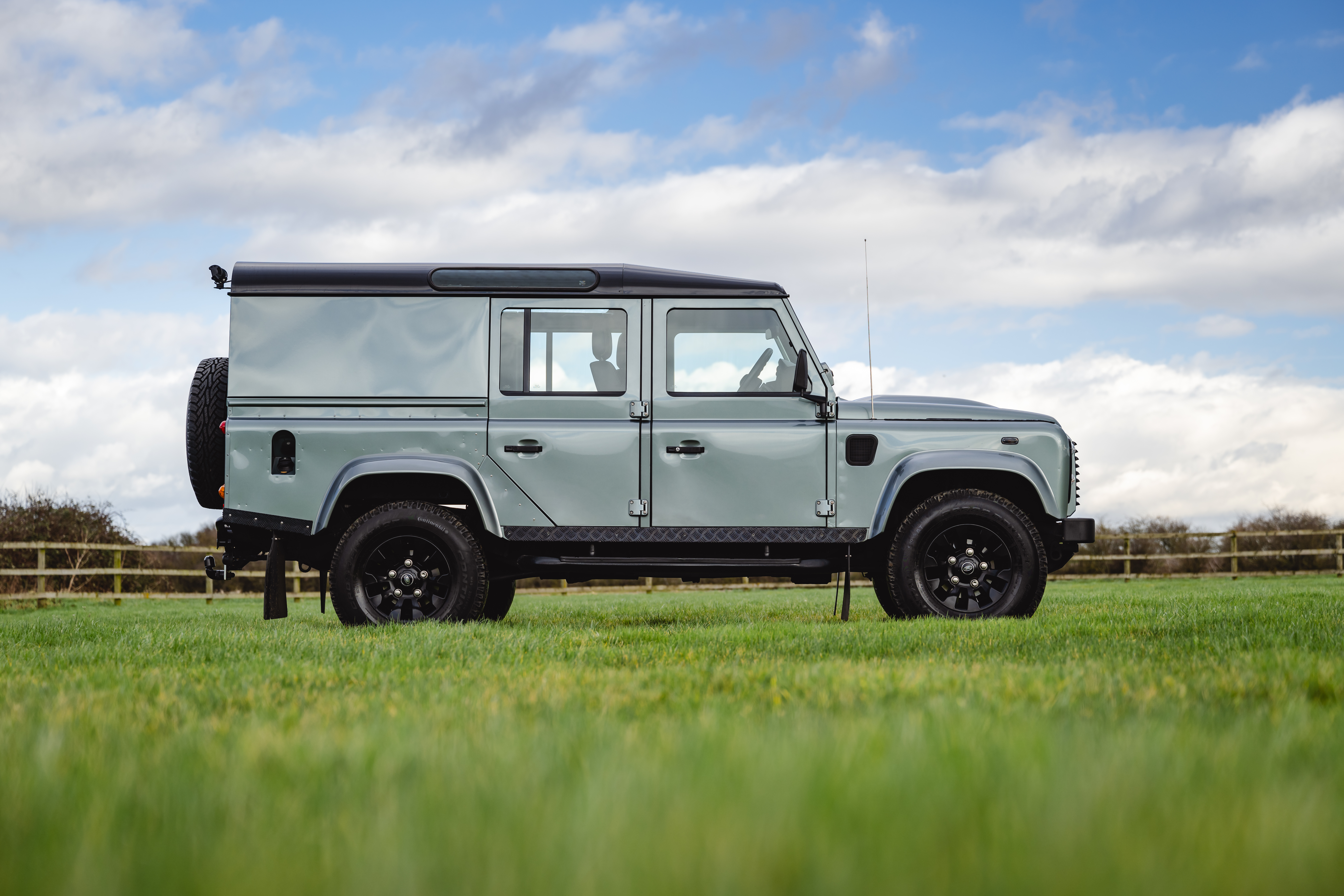 2016 Land Rover Defender 110 XS Utility - 33,000 Miles - VAT Q for sale ...