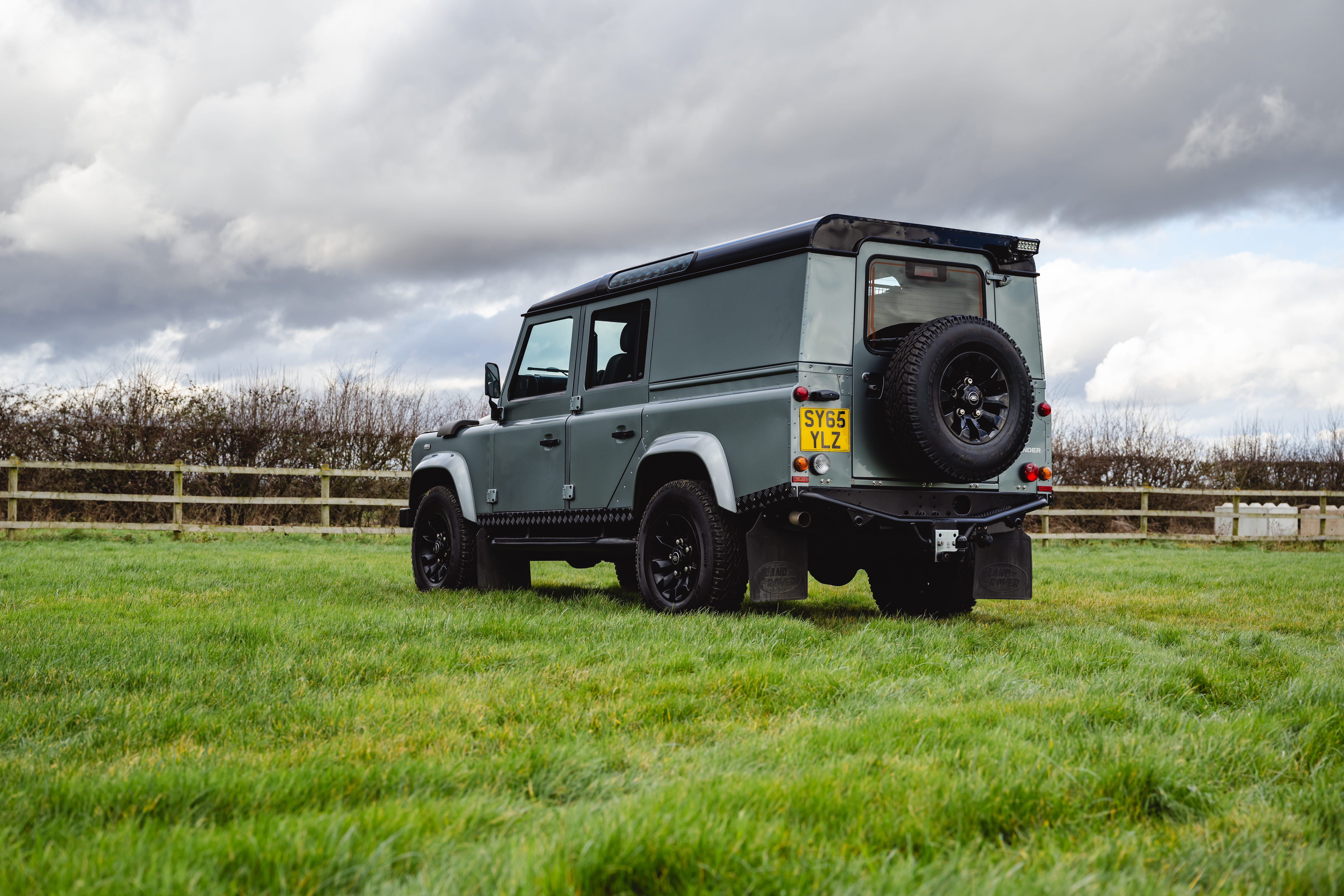 2016 Land Rover Defender 110 XS Utility - 33,000 Miles - VAT Q for sale ...