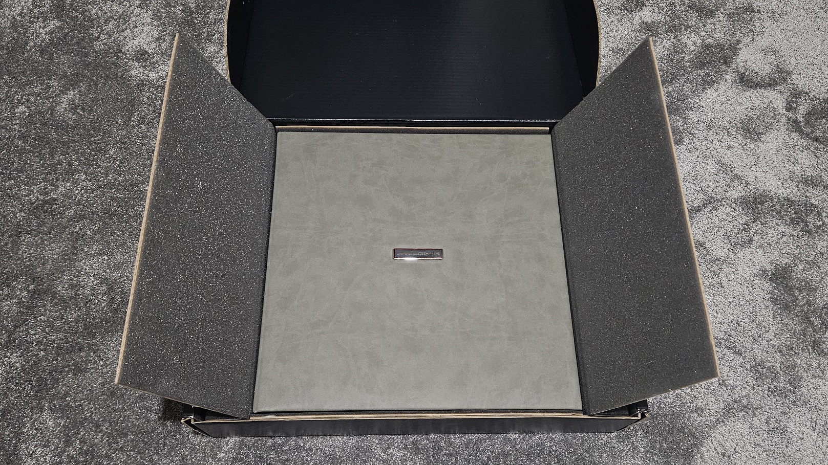 Driving Ambition McLaren F1 Book ‘Deluxe Edition’ for sale by auction ...