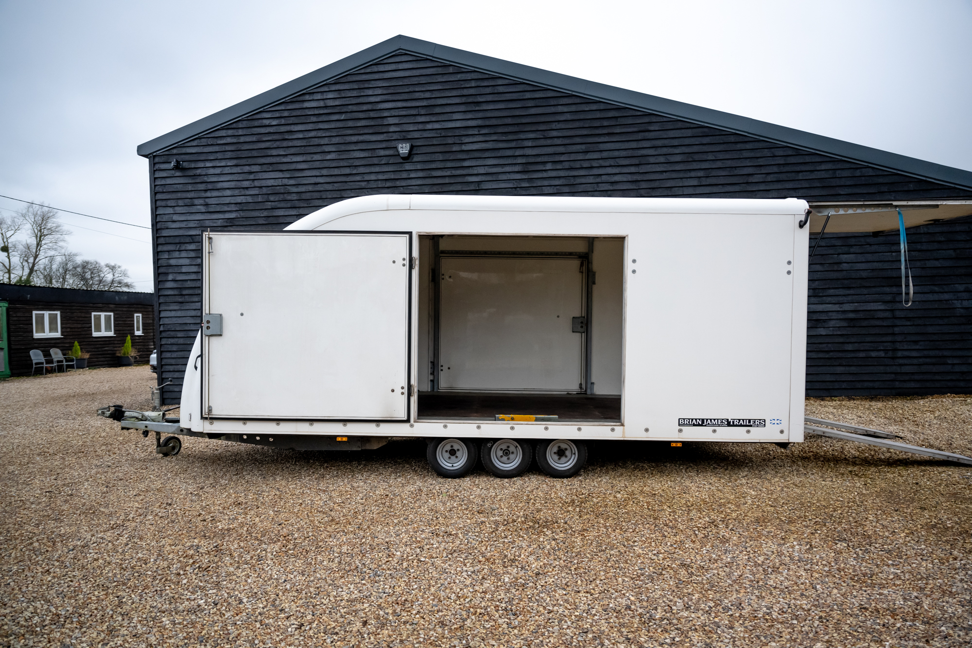 2005 Brian James Trailers Motor Shuttle for sale by auction in West ...