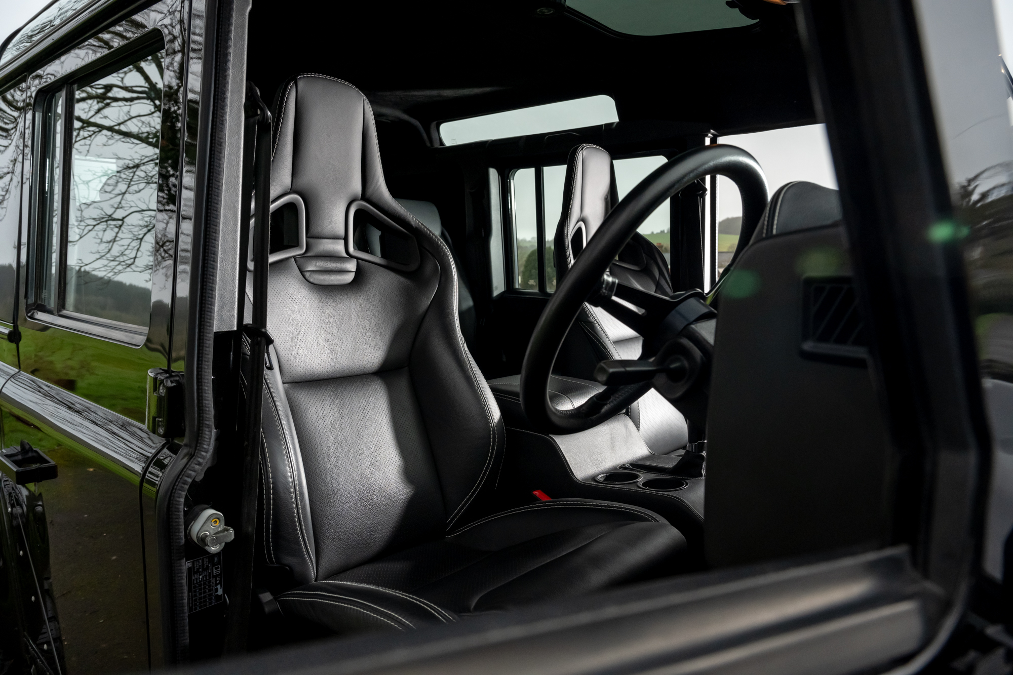 2010 Land Rover Defender 110 XS Utility 'Twisted' V8 for sale by ...