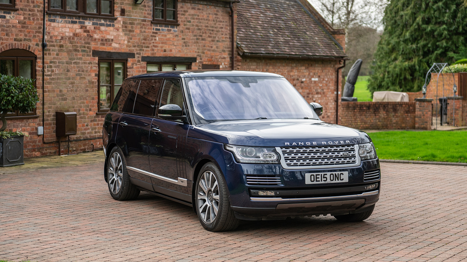 2015 Range Rover Autobiography LWB for sale by auction in Malvern ...