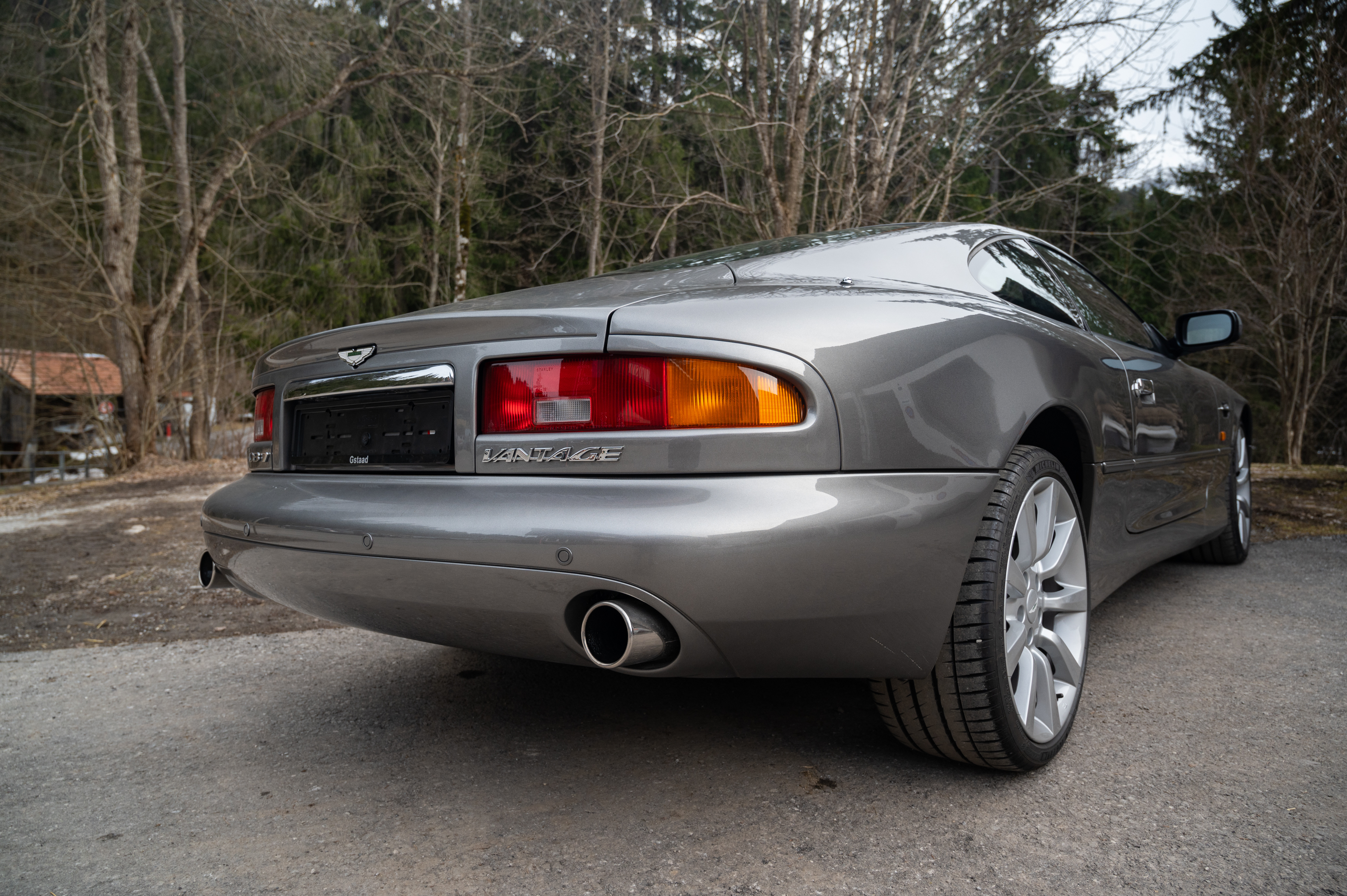 2002 Aston Martin DB7 Vantage - 2,913 km for sale by auction in Gstaad ...