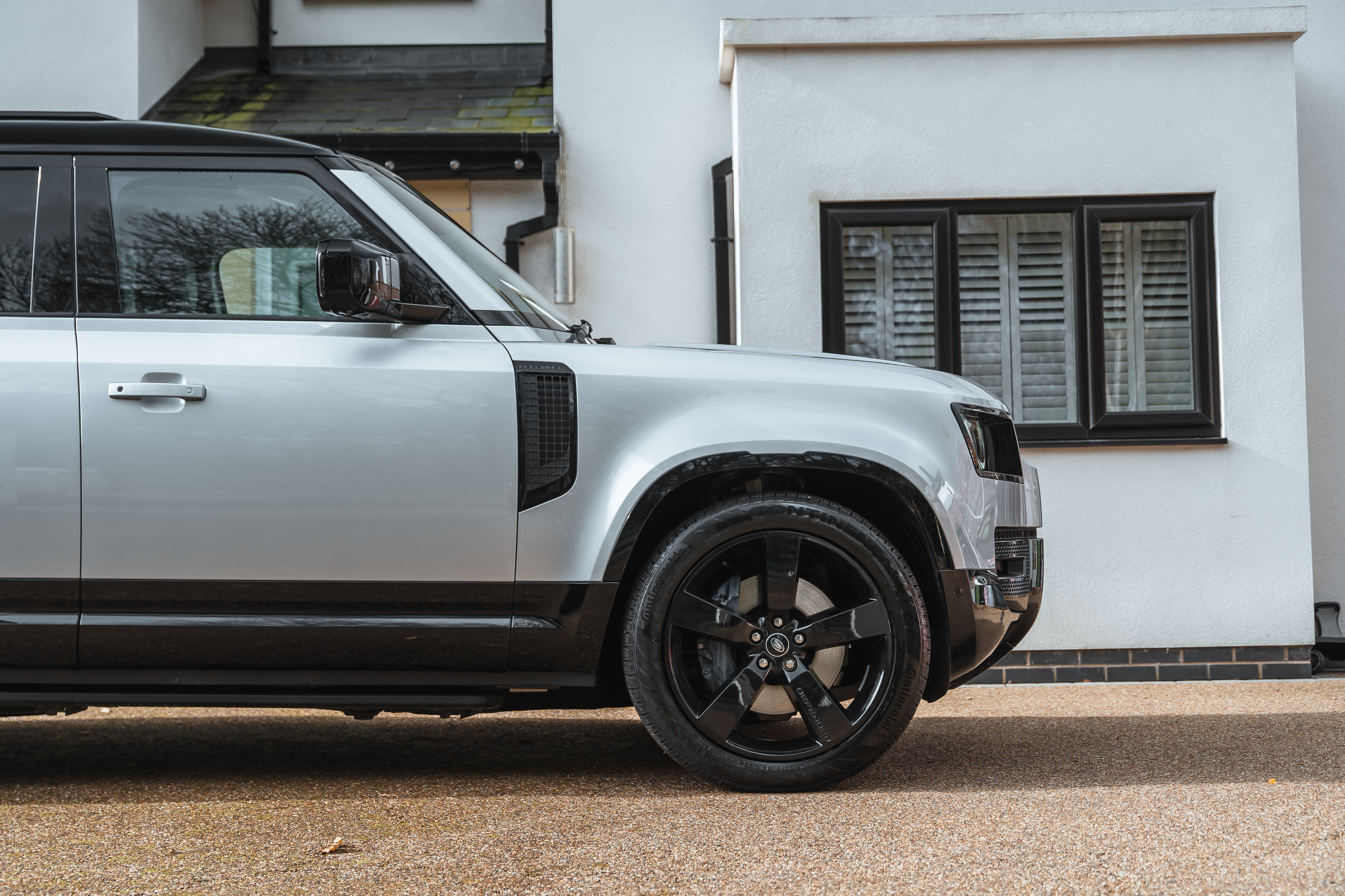 2023 Land Rover Defender 130 P400 X-Dynamic - 1,135 Miles for sale by ...