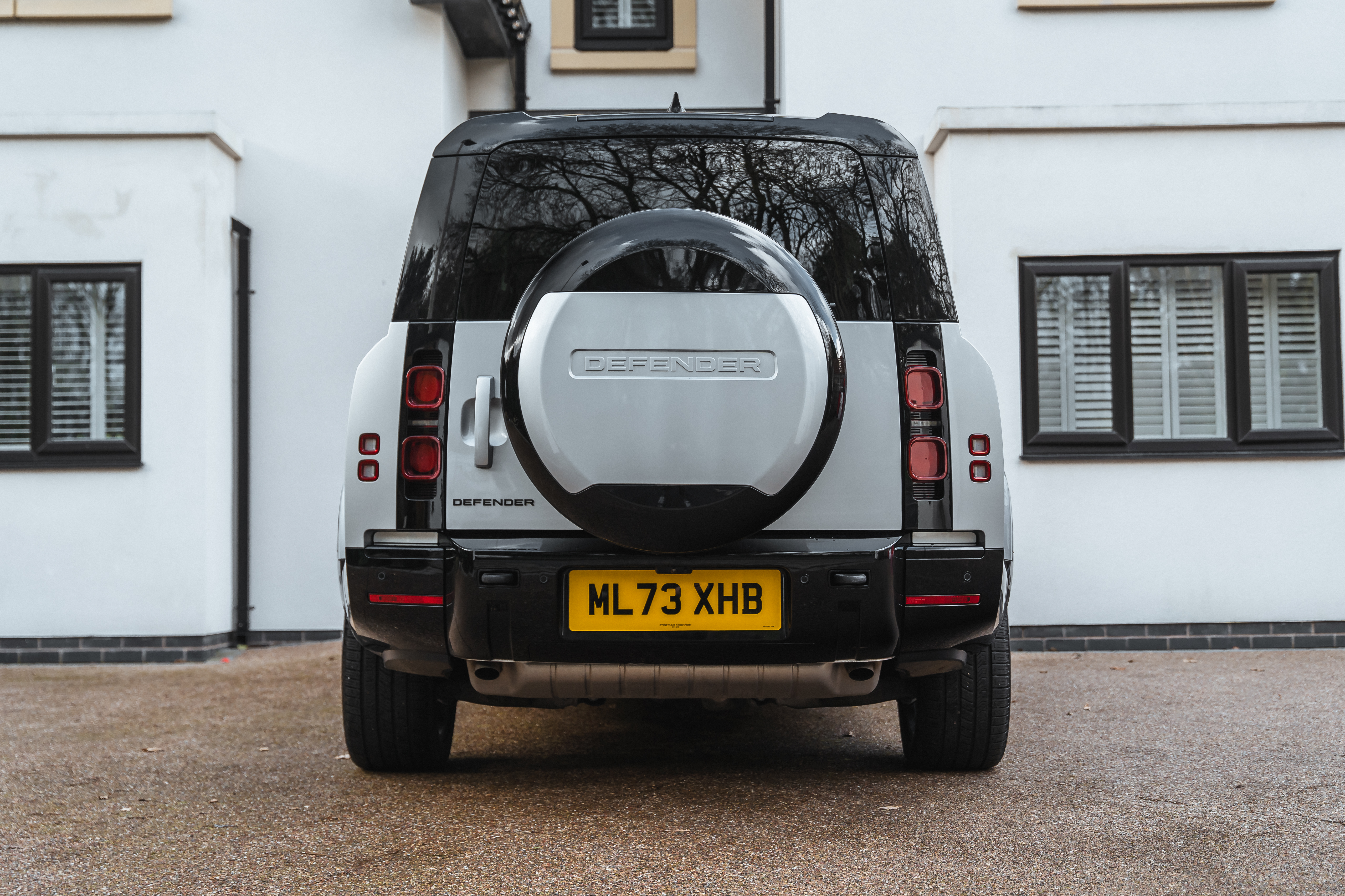 2023 Land Rover Defender 130 P400 X-Dynamic - 1,135 Miles for sale by ...