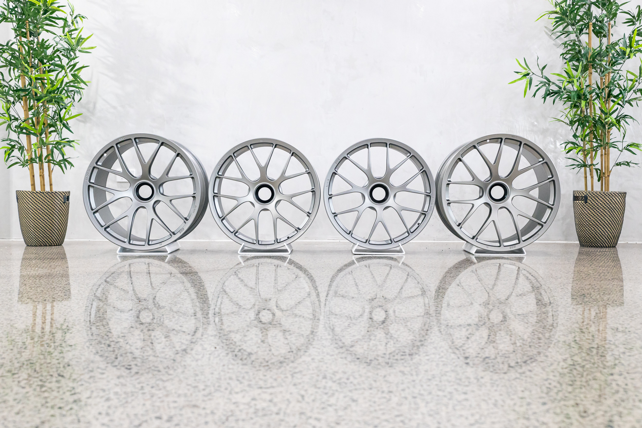 Set of Porsche 911 (991.1 & 991.2) GT3 RS/GT2 RS BBS Magnesium Wheels ...