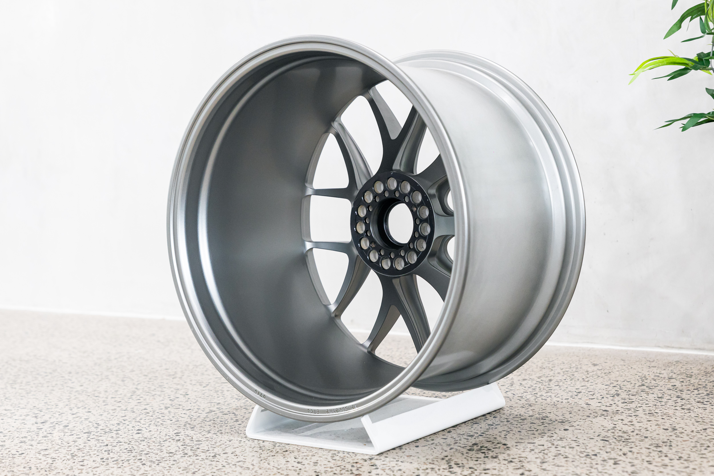 Set of Porsche 911 (991.1 & 991.2) GT3 RS/GT2 RS BBS Magnesium Wheels ...