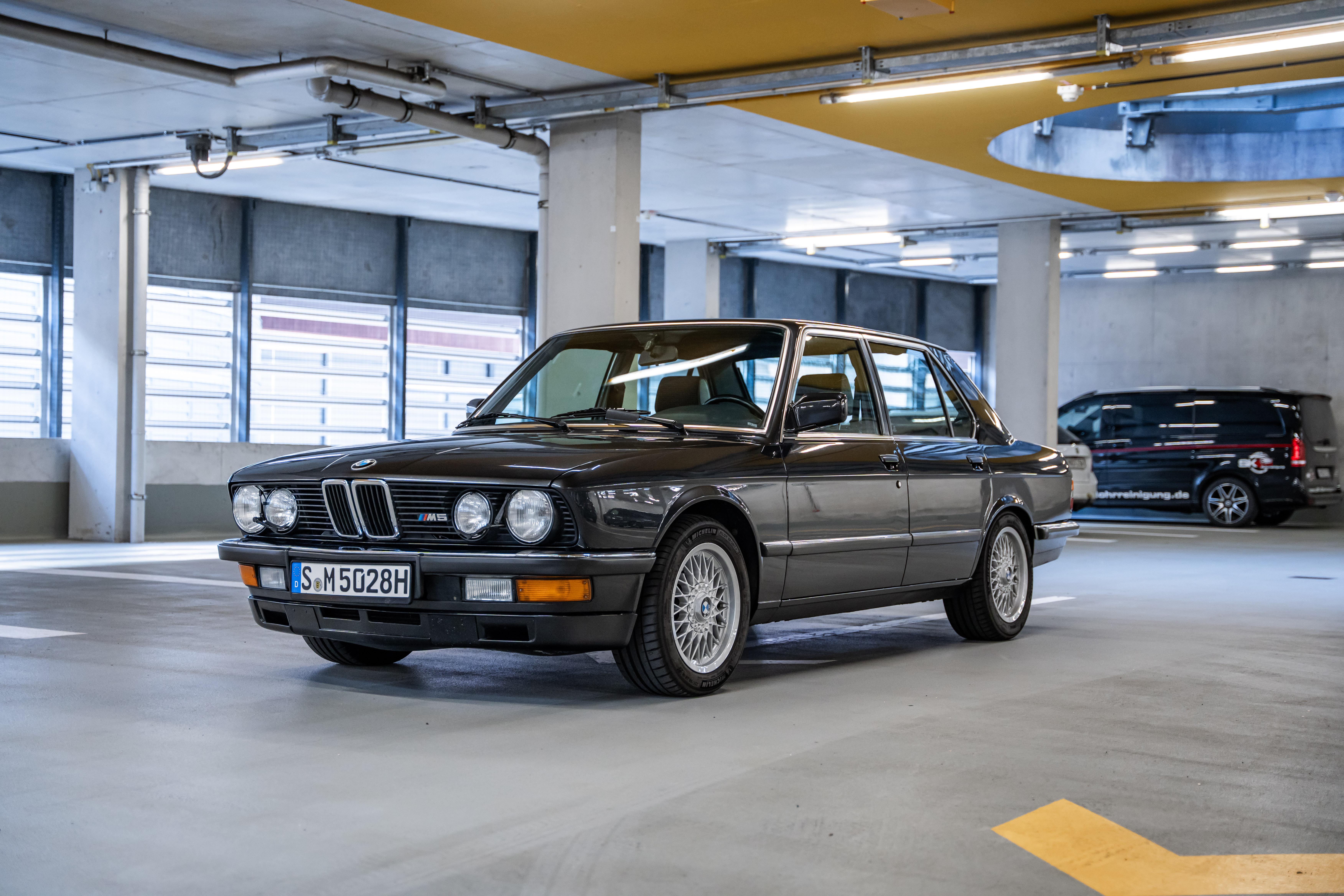 1985 BMW (E28) M5 for sale in Stuttgart, Germany