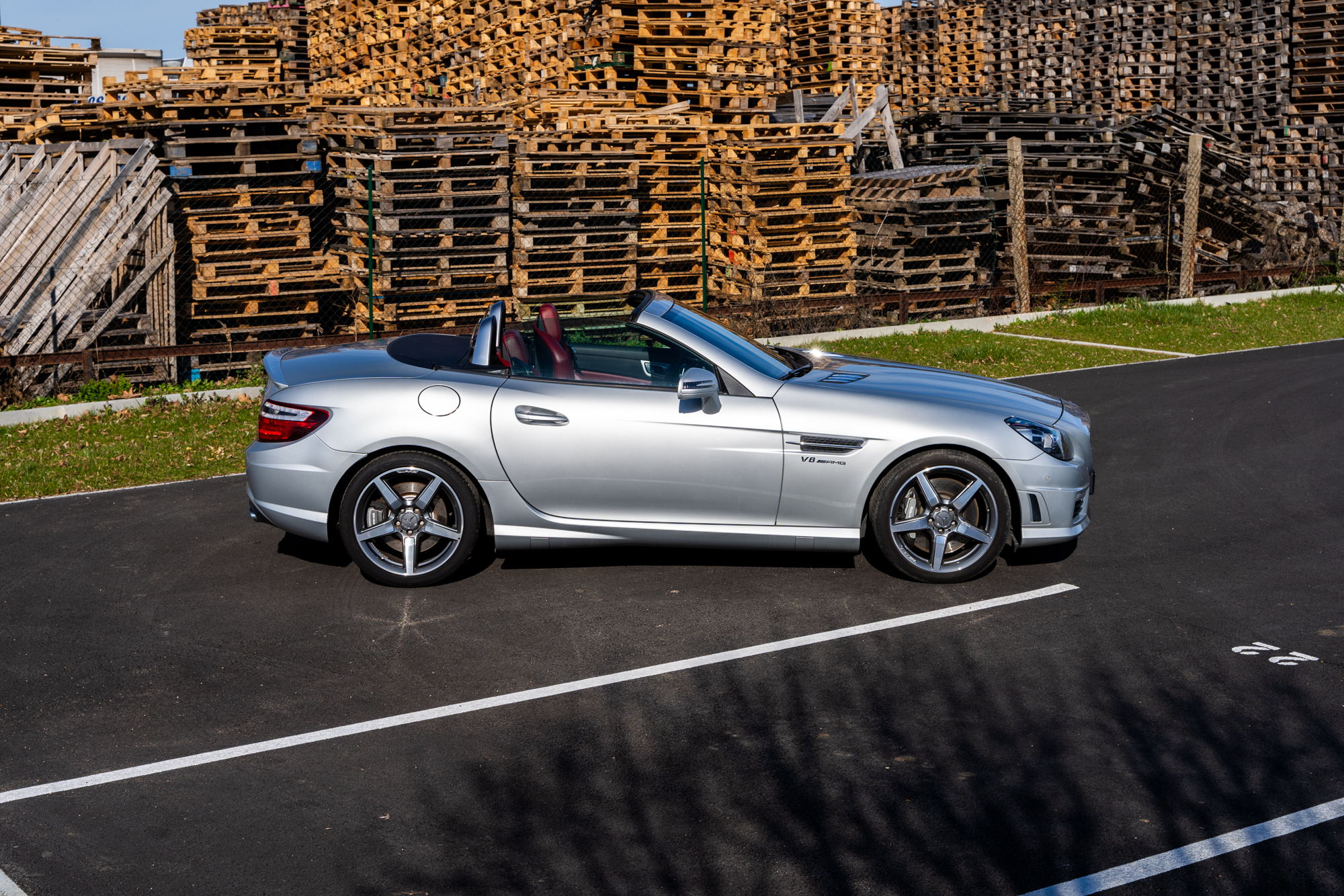 2013 Mercedes-Benz (R172) SLK 55 AMG for sale by auction in Gleizé, France