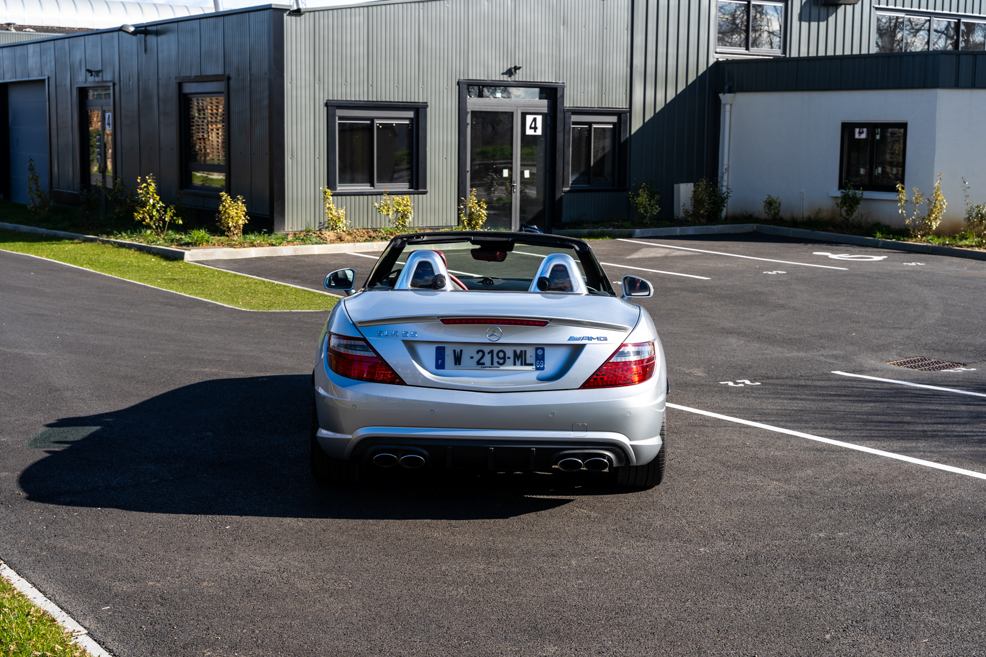 2013 Mercedes-Benz (R172) SLK 55 AMG for sale by auction in Gleizé, France