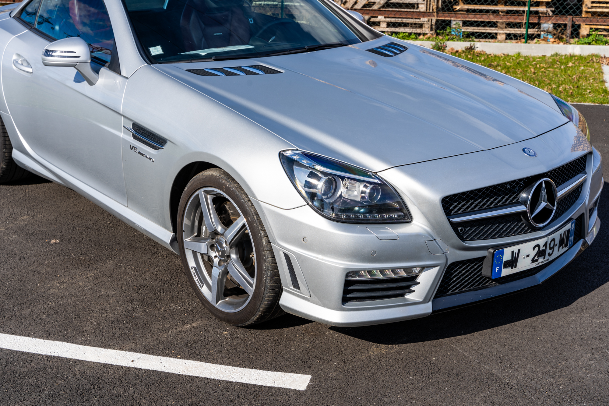 2013 Mercedes-Benz (R172) SLK 55 AMG for sale by auction in Gleizé, France