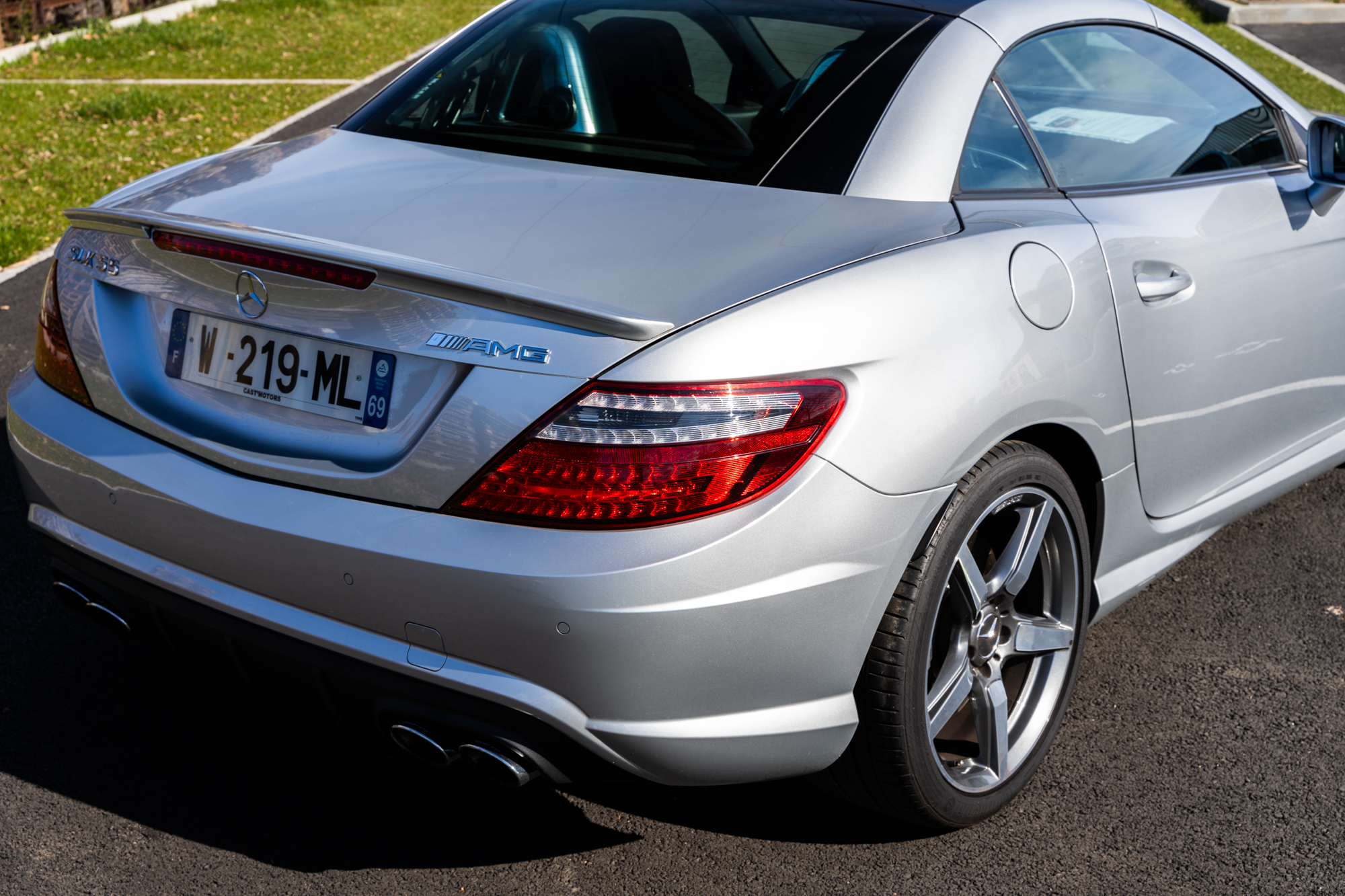 2013 Mercedes-Benz (R172) SLK 55 AMG for sale by auction in Gleizé, France
