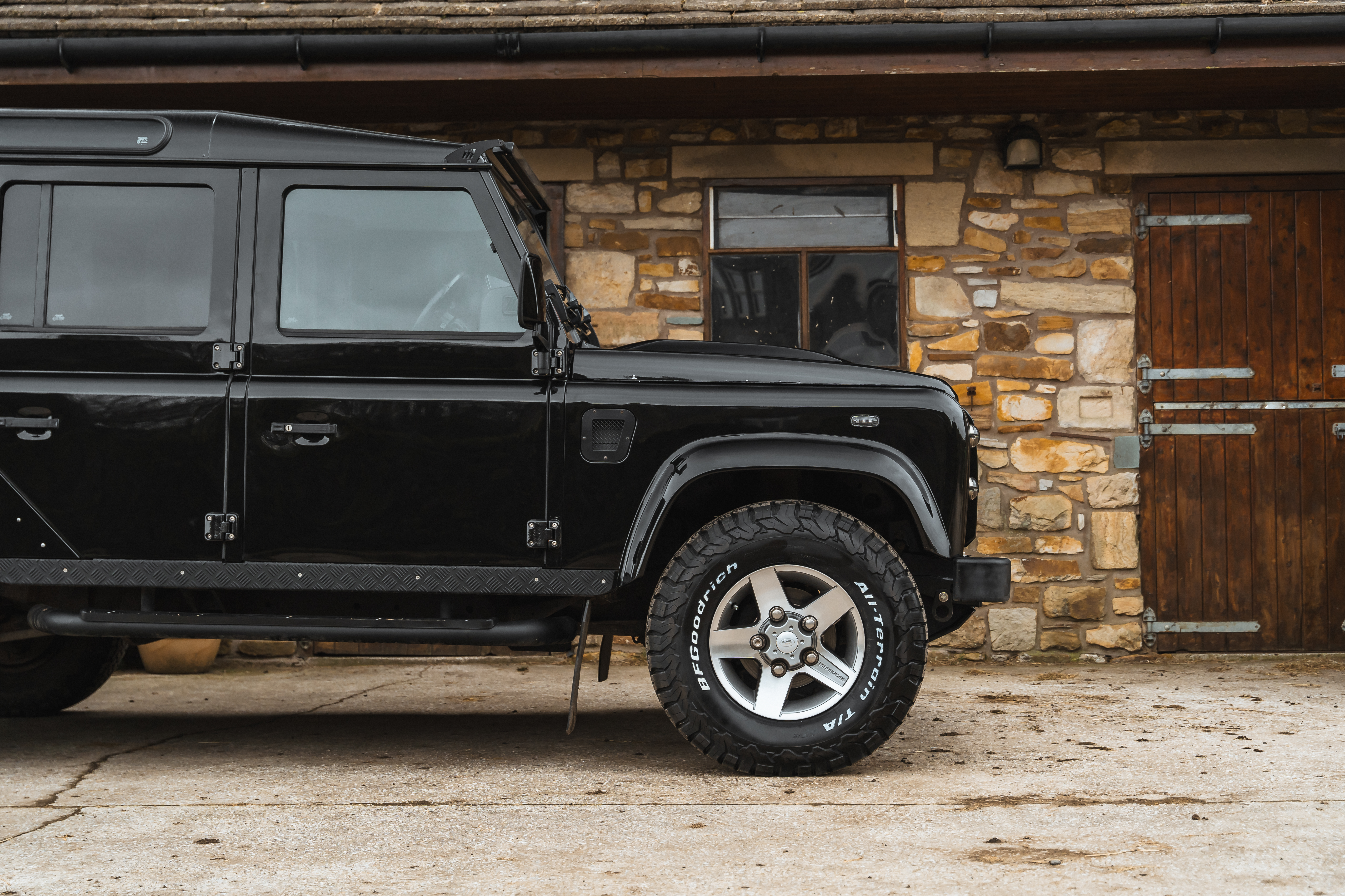 2013 Land Rover Defender 110 XS for sale by auction in Slaidburn ...