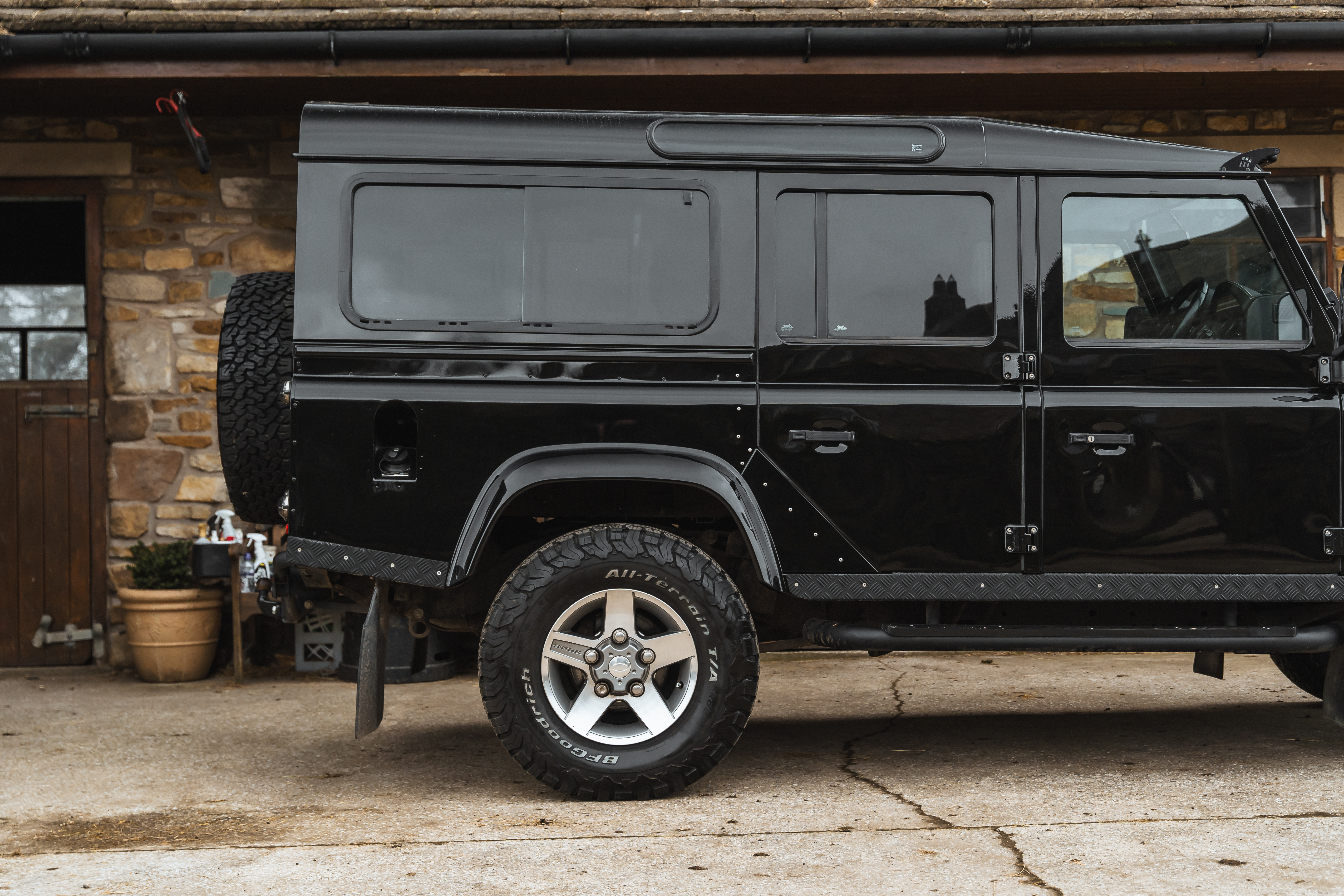2013 Land Rover Defender 110 XS for sale by auction in Slaidburn ...