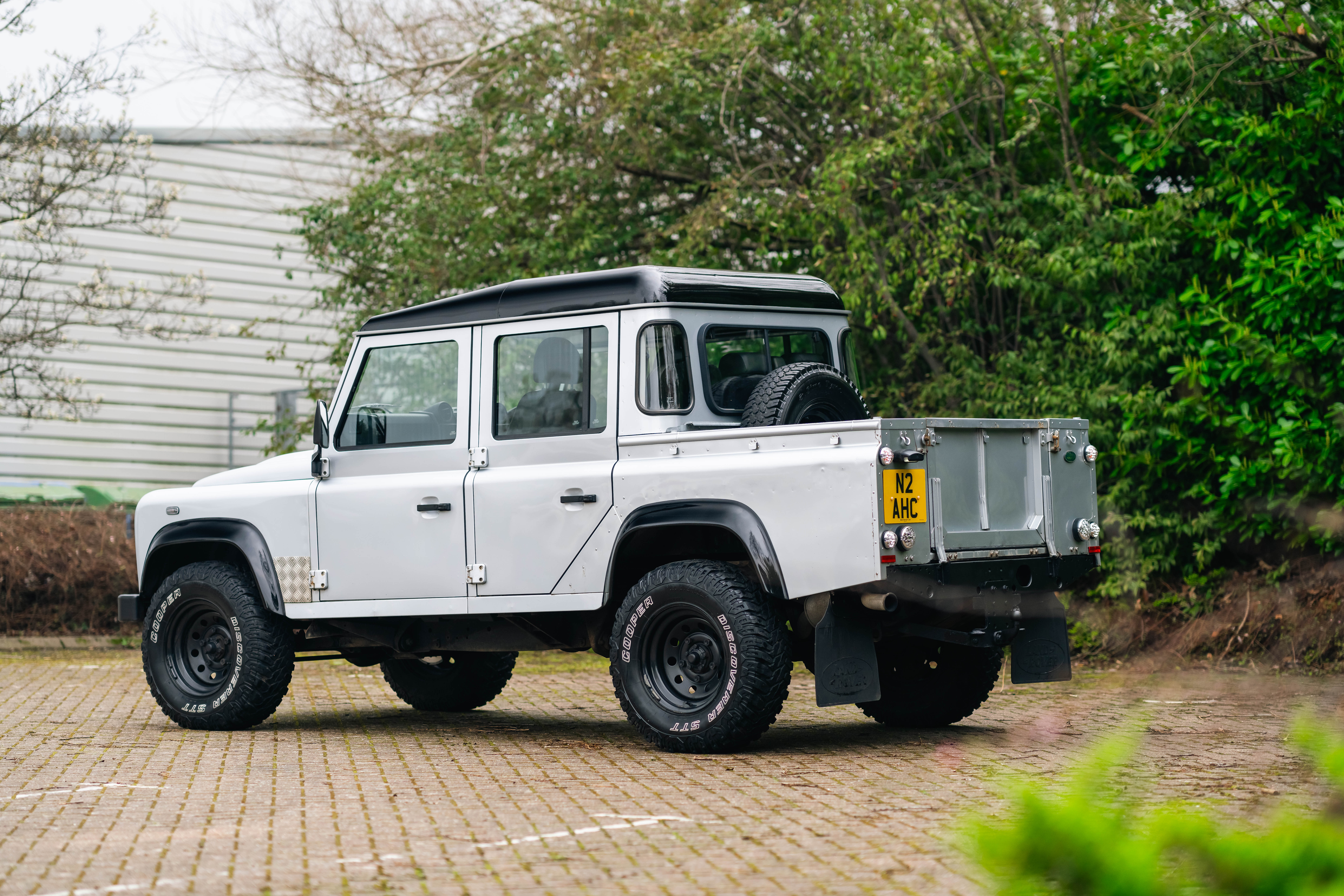 2008 Land Rover Defender 110 XS Double Cab Pick Up for sale by auction ...