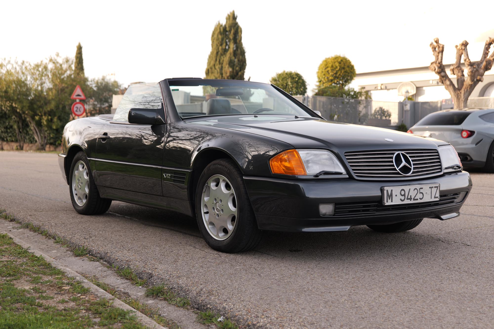 1993 Mercedes-Benz (R129) 600 SL - 38,275 KM for sale by auction in ...
